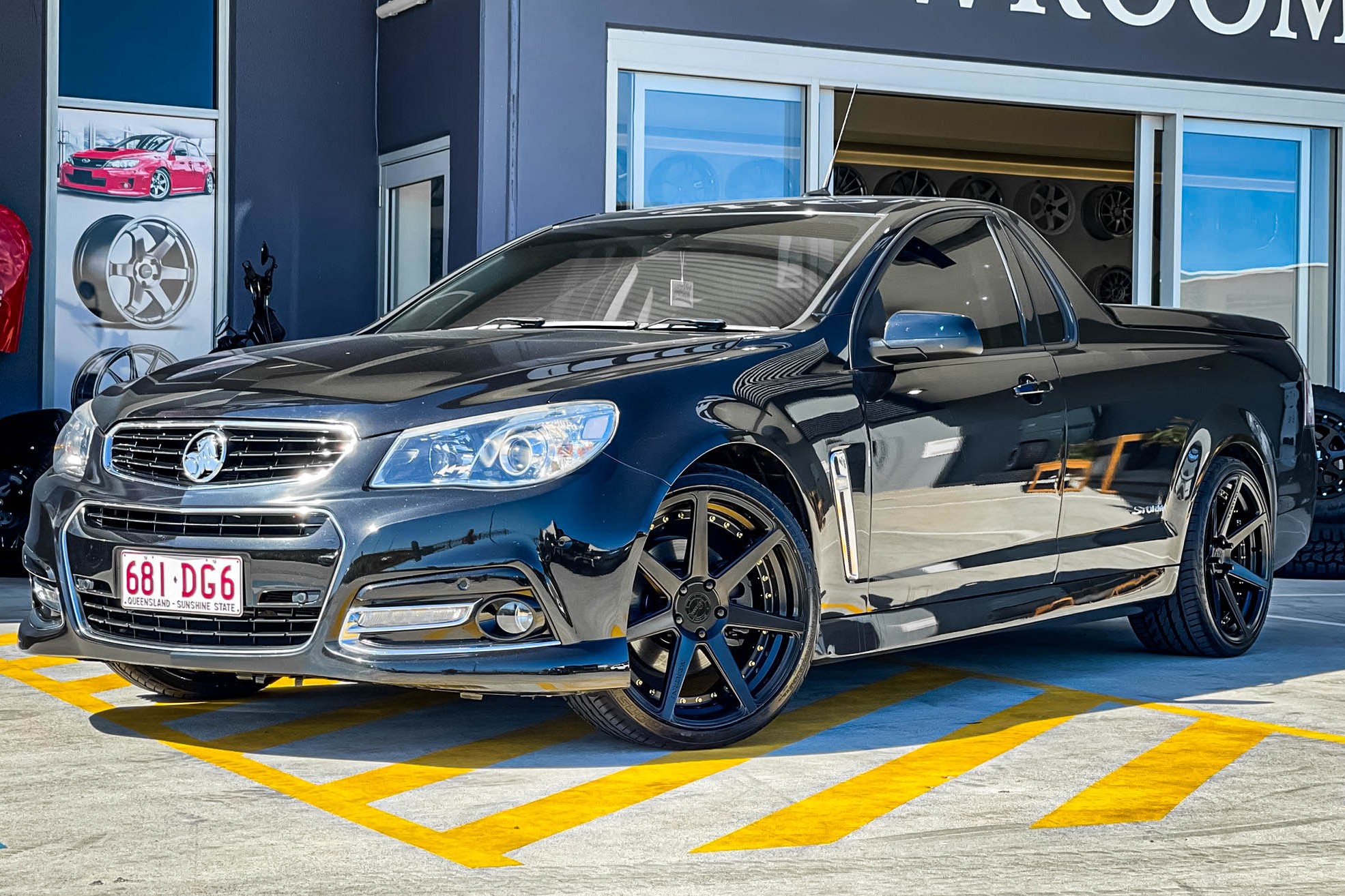 HOLDEN UTE VERTINI DYNASTY SATIN BLACK GOLD BOLTS Wheel #10710