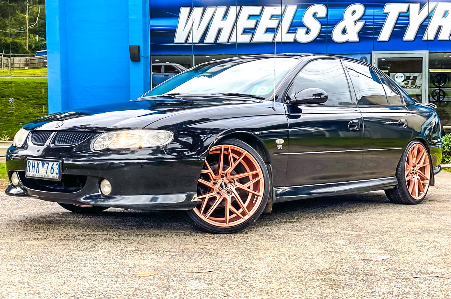 Holden commodore hussla jacques rose gold #1099