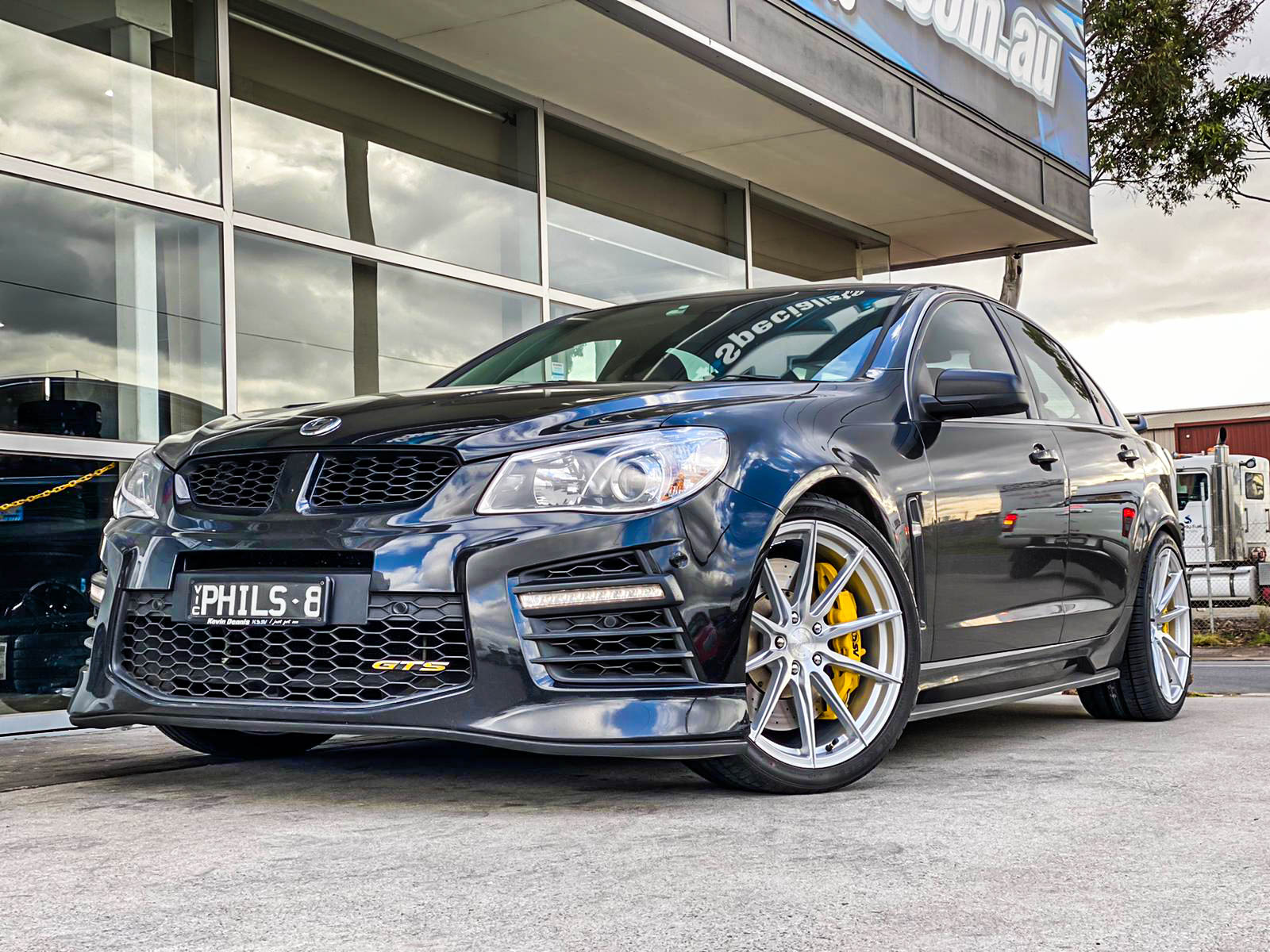 Holden hsv gts vertini rf1.1 brushed silver machined face #1153