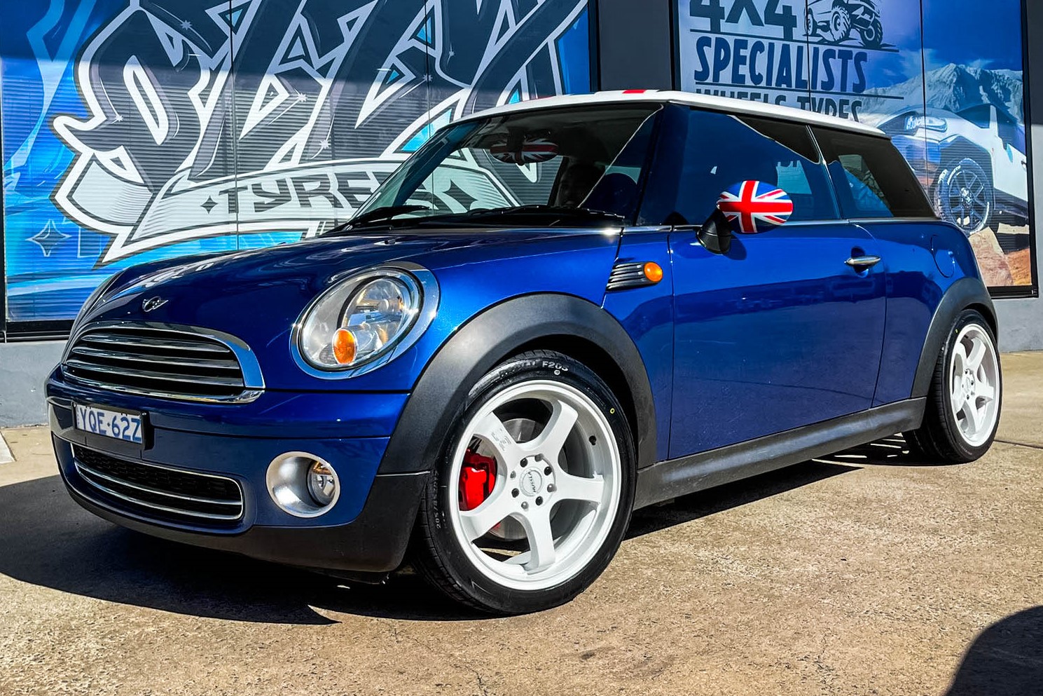 MINI COOPER HUSSLA GT GLOSS WHITE Wheel #11737