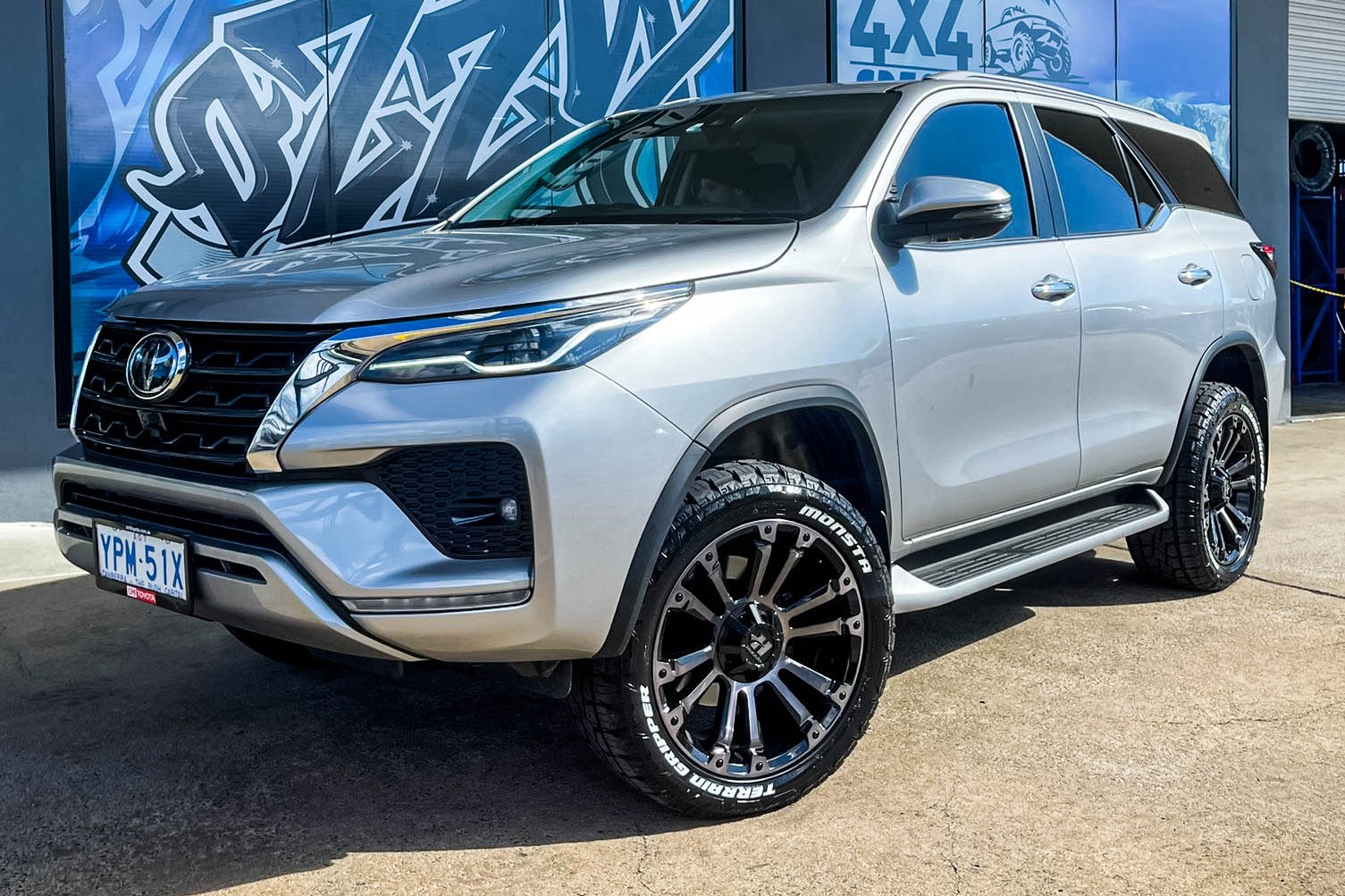 toyota fortuner hussla ambush gloss black dark tint face wheel #11744