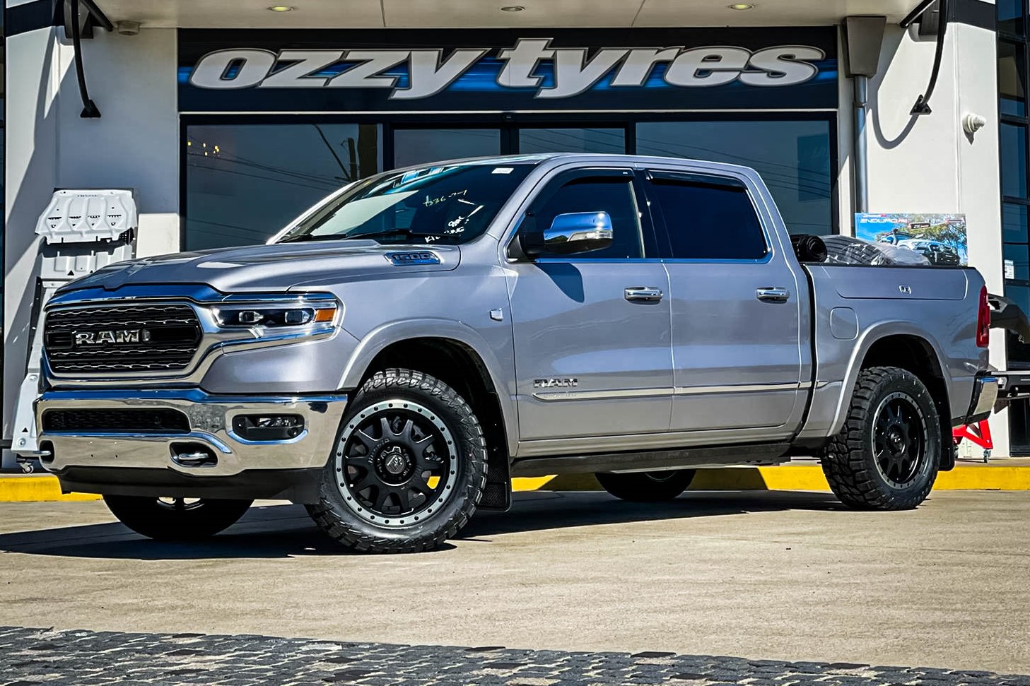 RAM 1500 HUSSLA RAPTOR MATTE BLACK DARK TINT LIP BLACK BOLTS Wheel #11801