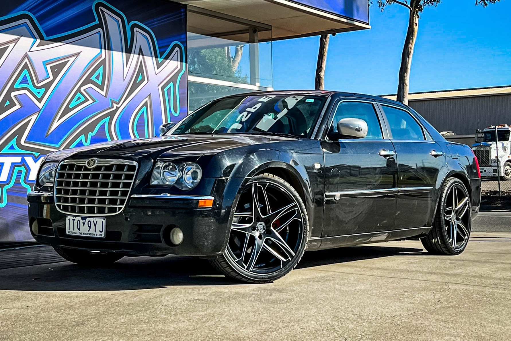 chrysler 300 lexani bavaria gloss black milled accents wheel #11919