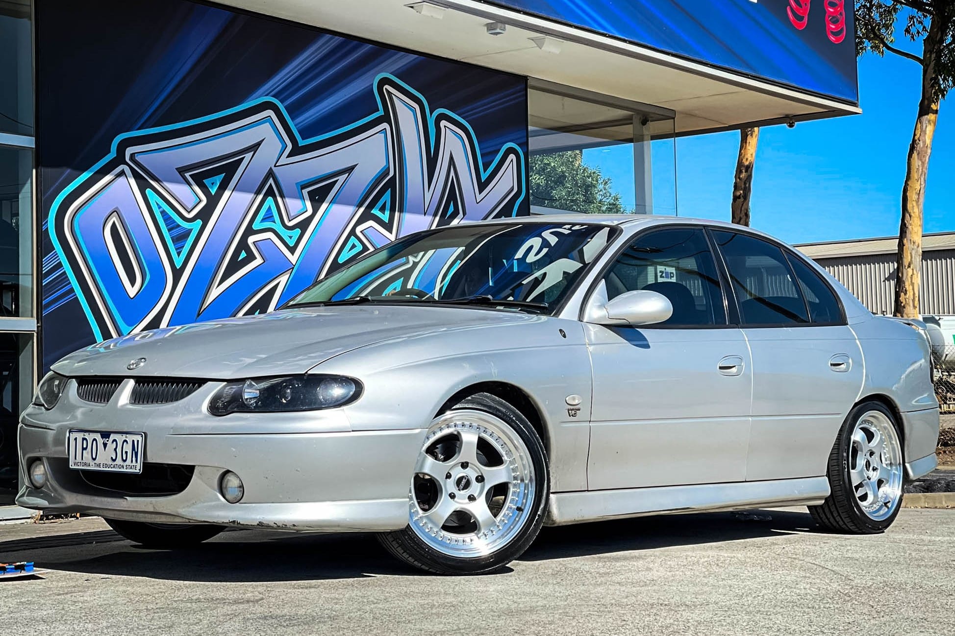 holden commodore hussla zen bright silver polished lip wheel #12661