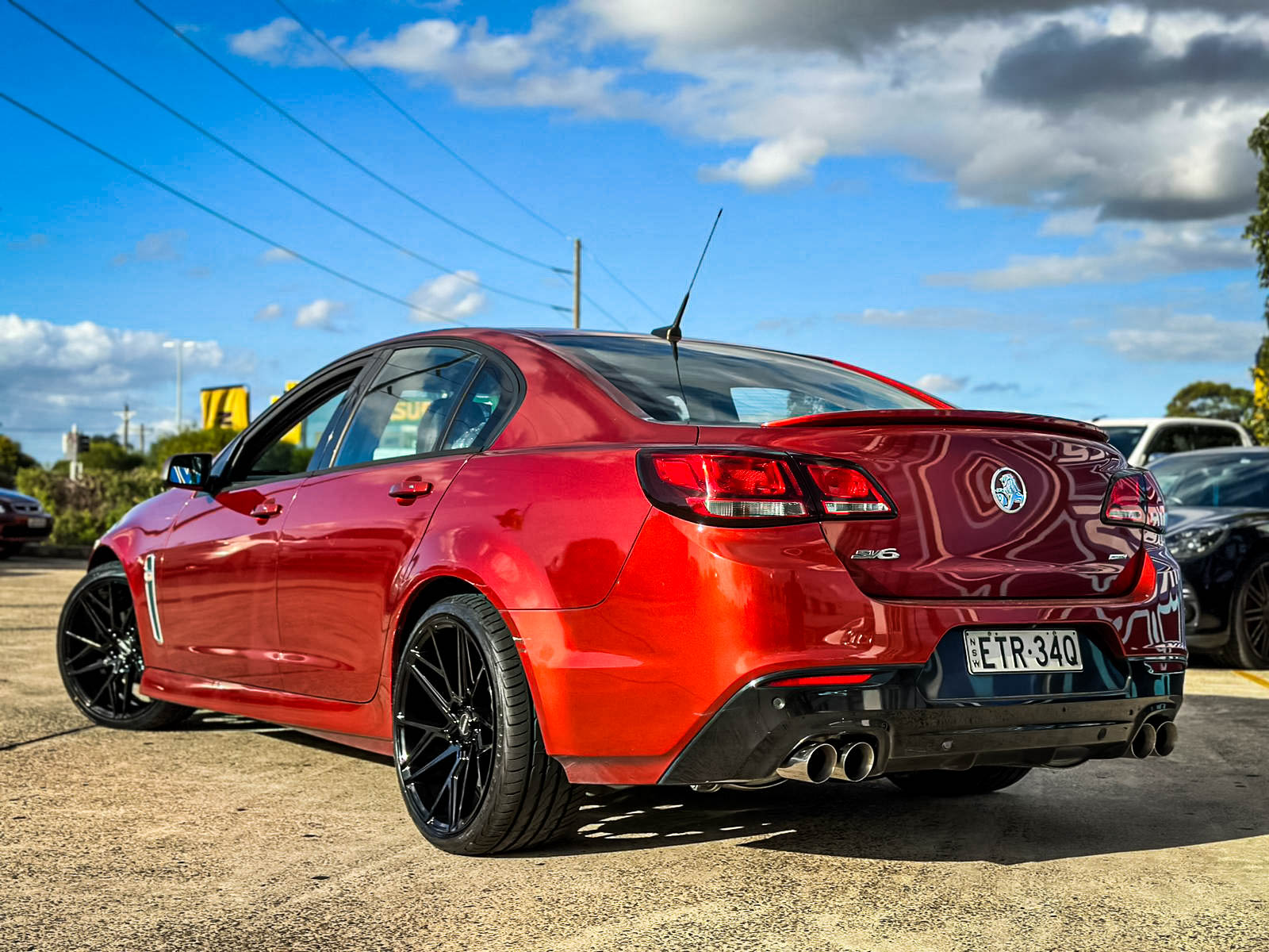 holden commodore hussla jacques gloss black wheel #12832