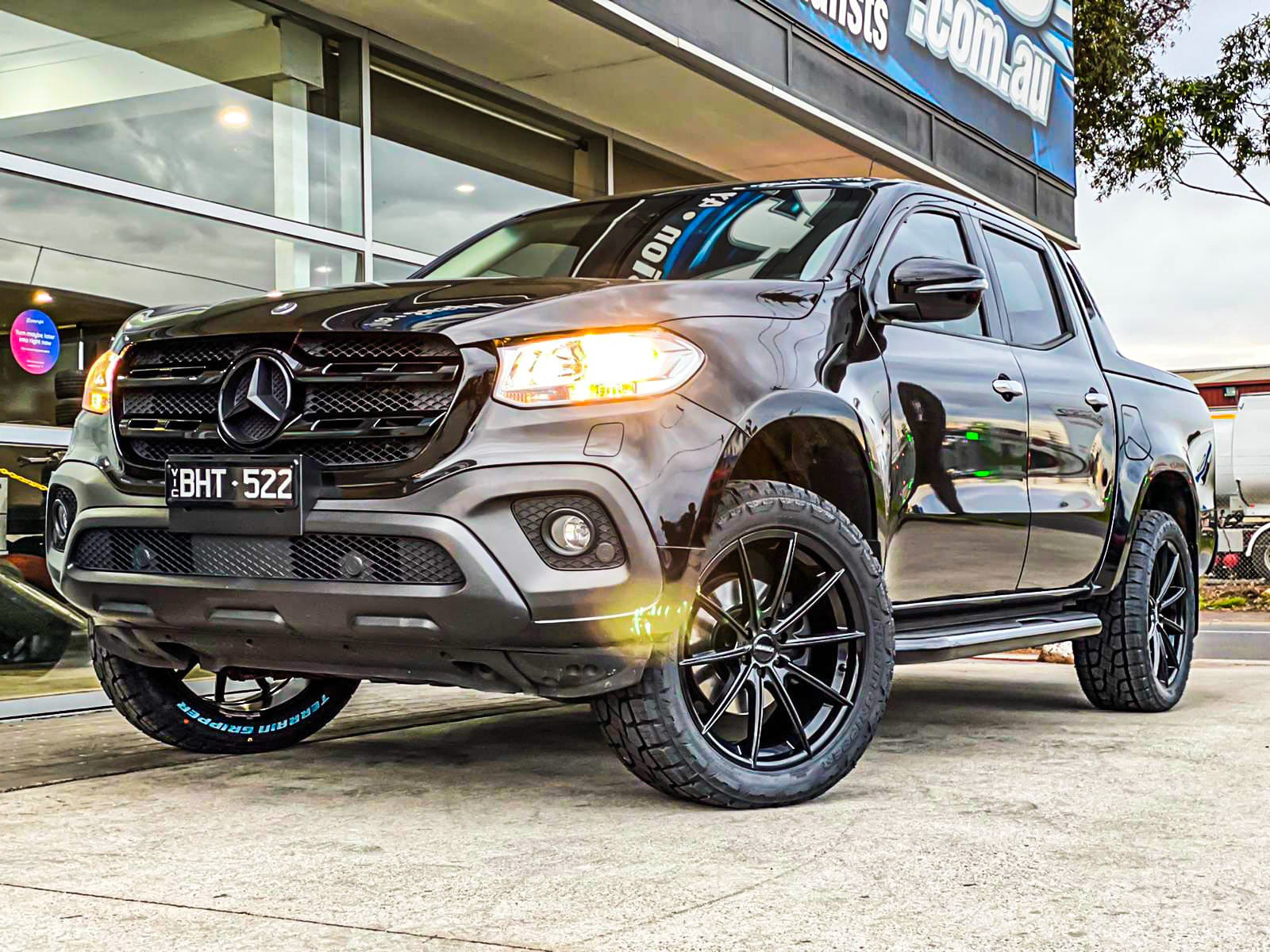 Mercedes-benz x-class hussla moz gloss black #1338