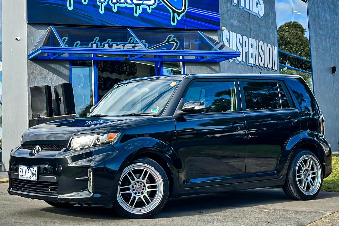 TOYOTA RUKUS HUSSLA RACE SPEC COSMIC PEARL Wheel #13703