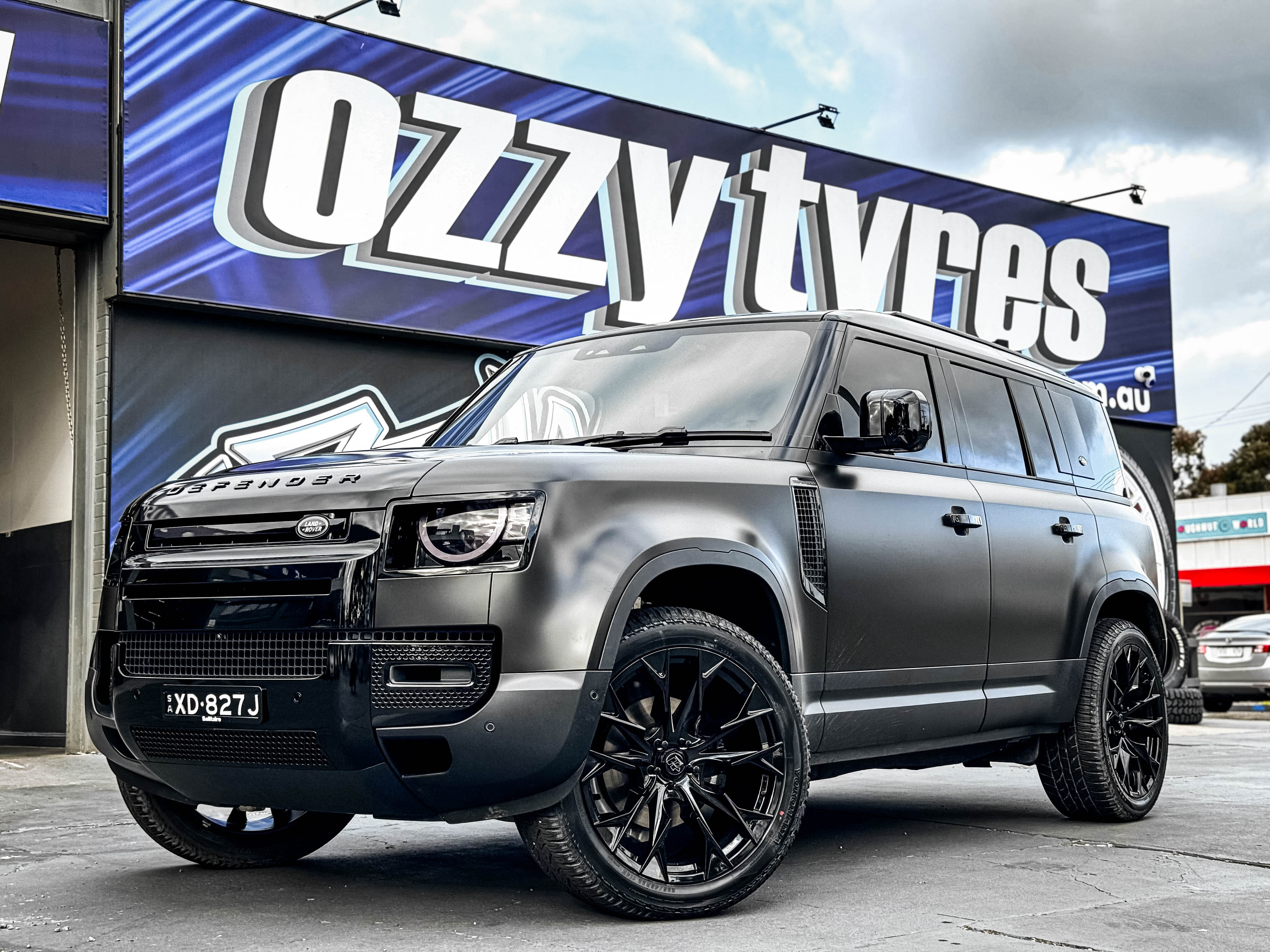 land rover defender hussla phantom gloss black wheel #14001