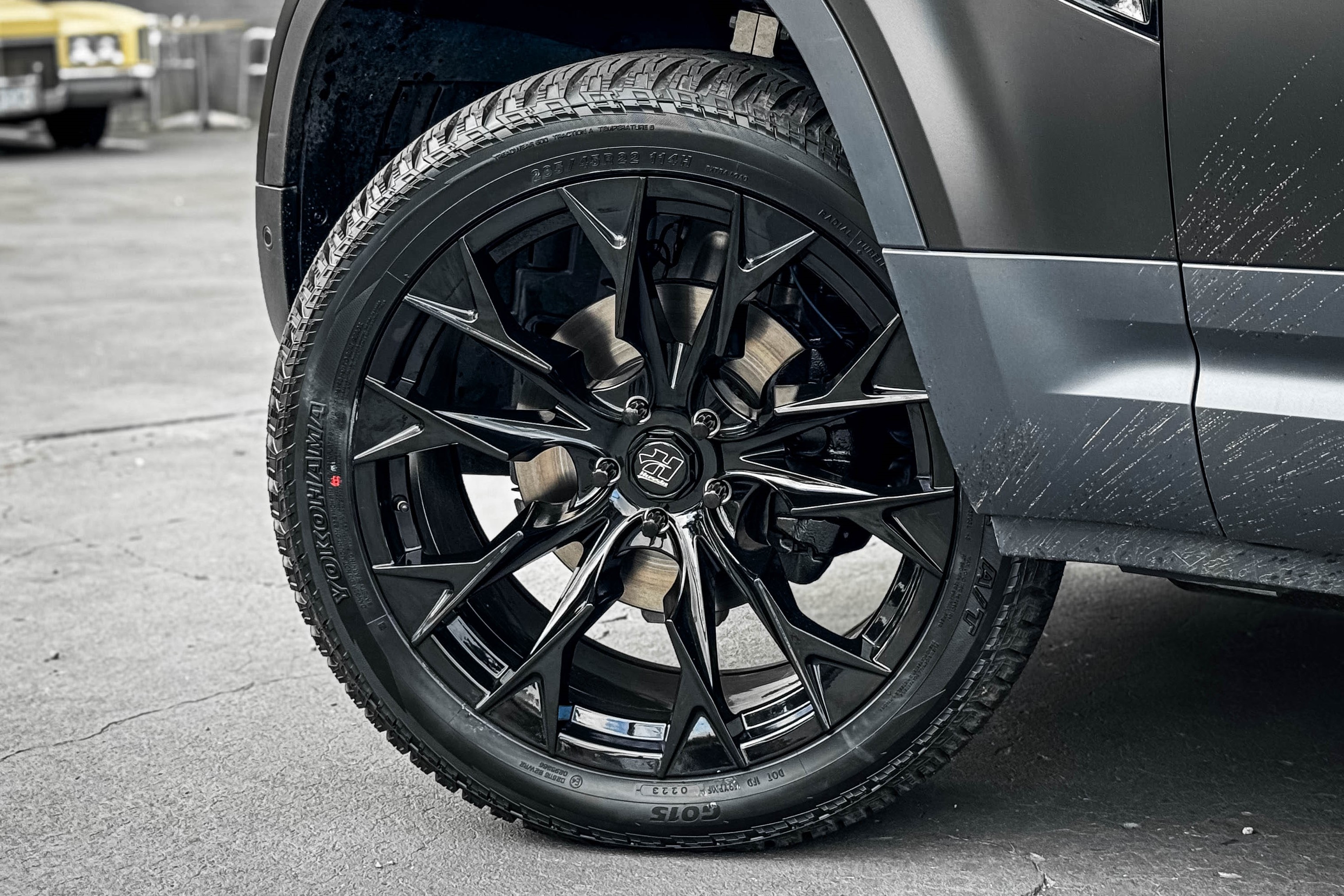 land rover defender hussla phantom gloss black wheel #14001