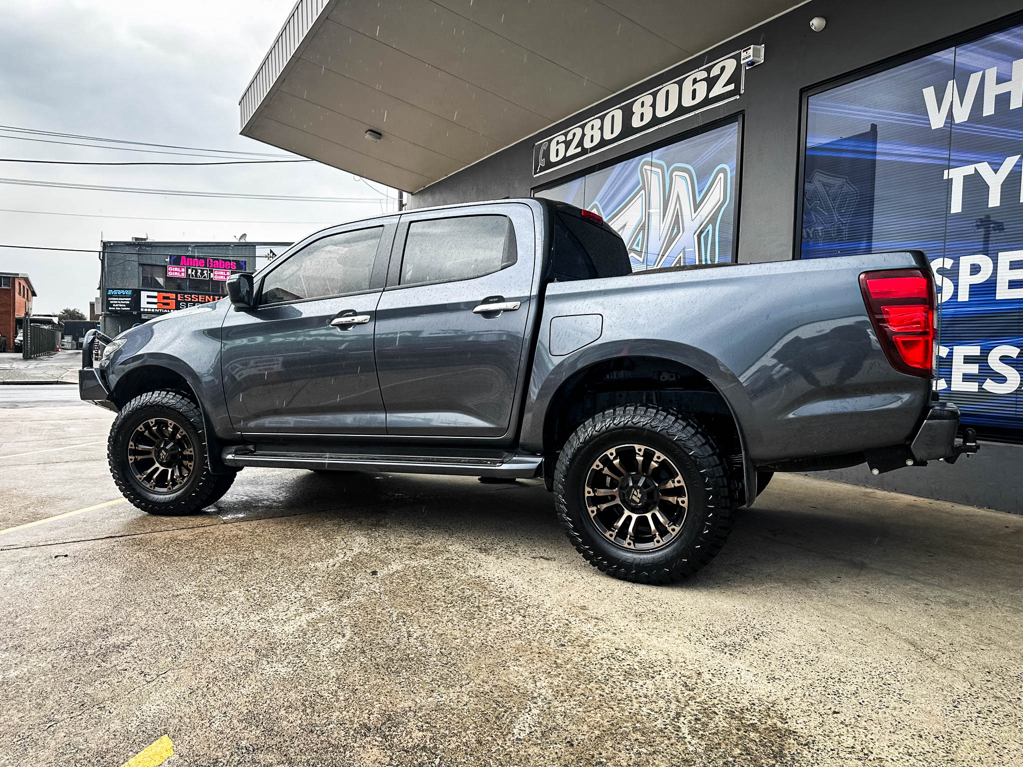 mazda bt-50 hussla ambush bronze tint face wheel #14047