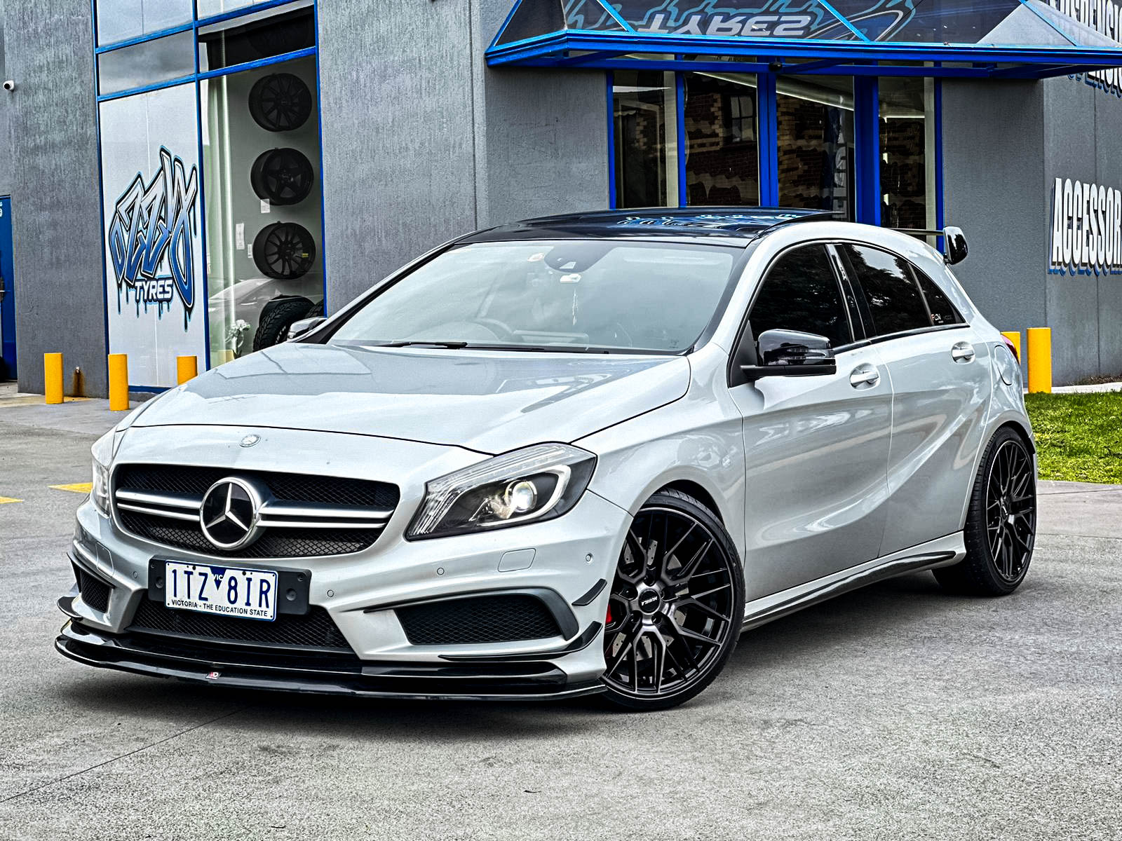 mercedes-benz a-class amg hussla lit gloss black dark tint face wheel ...