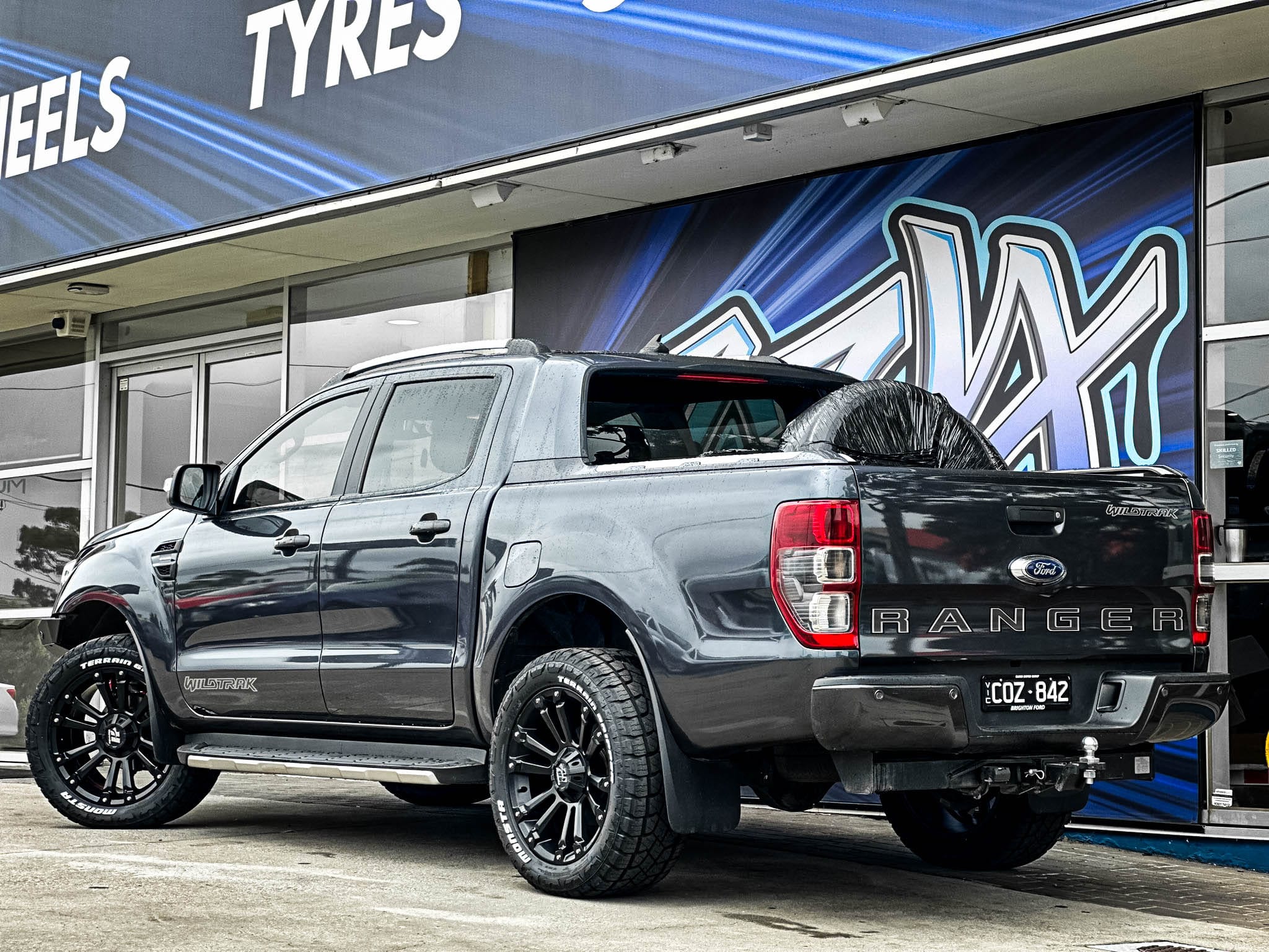 ford ranger hussla ambush matte black wheel #14710