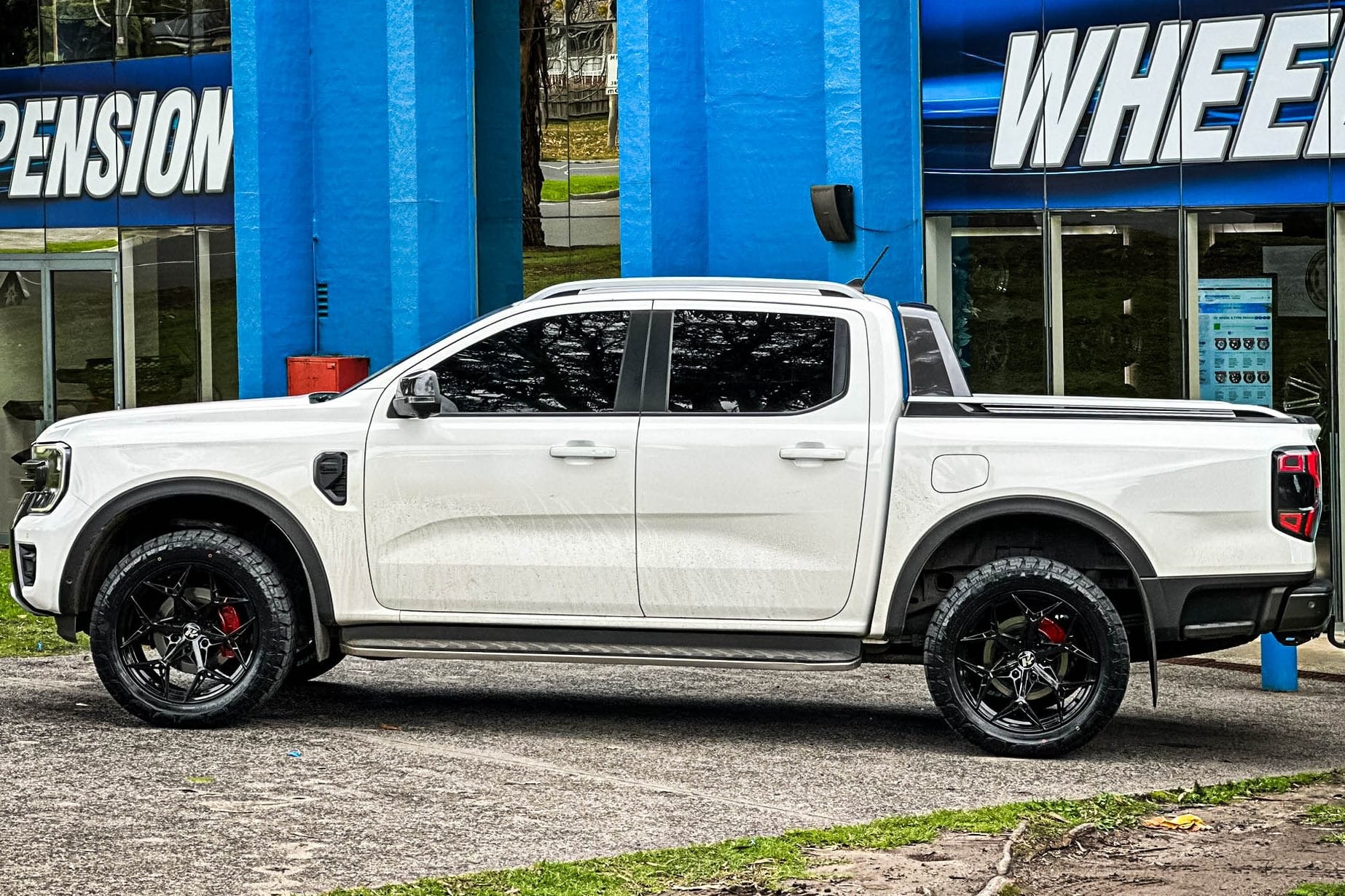 ford ranger next gen hussla ghost gloss black wheel #15041