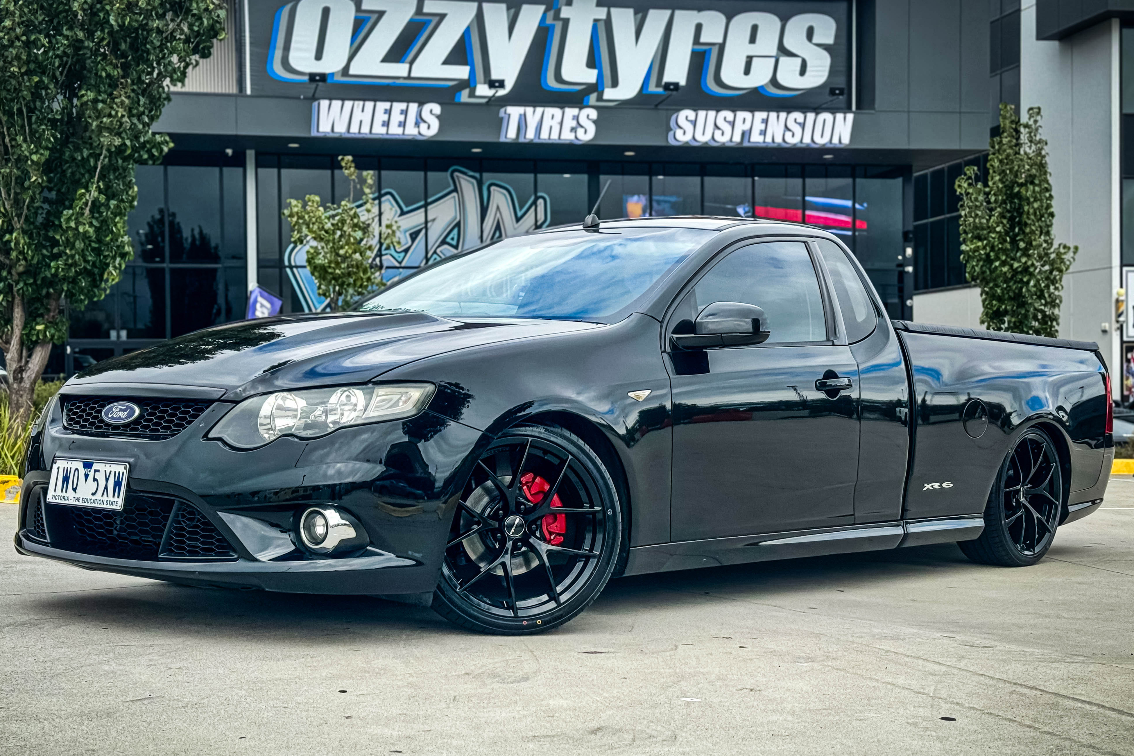 FORD FALCON HUSSLA FORGED B5 GLOSS BLACK Wheel #15339