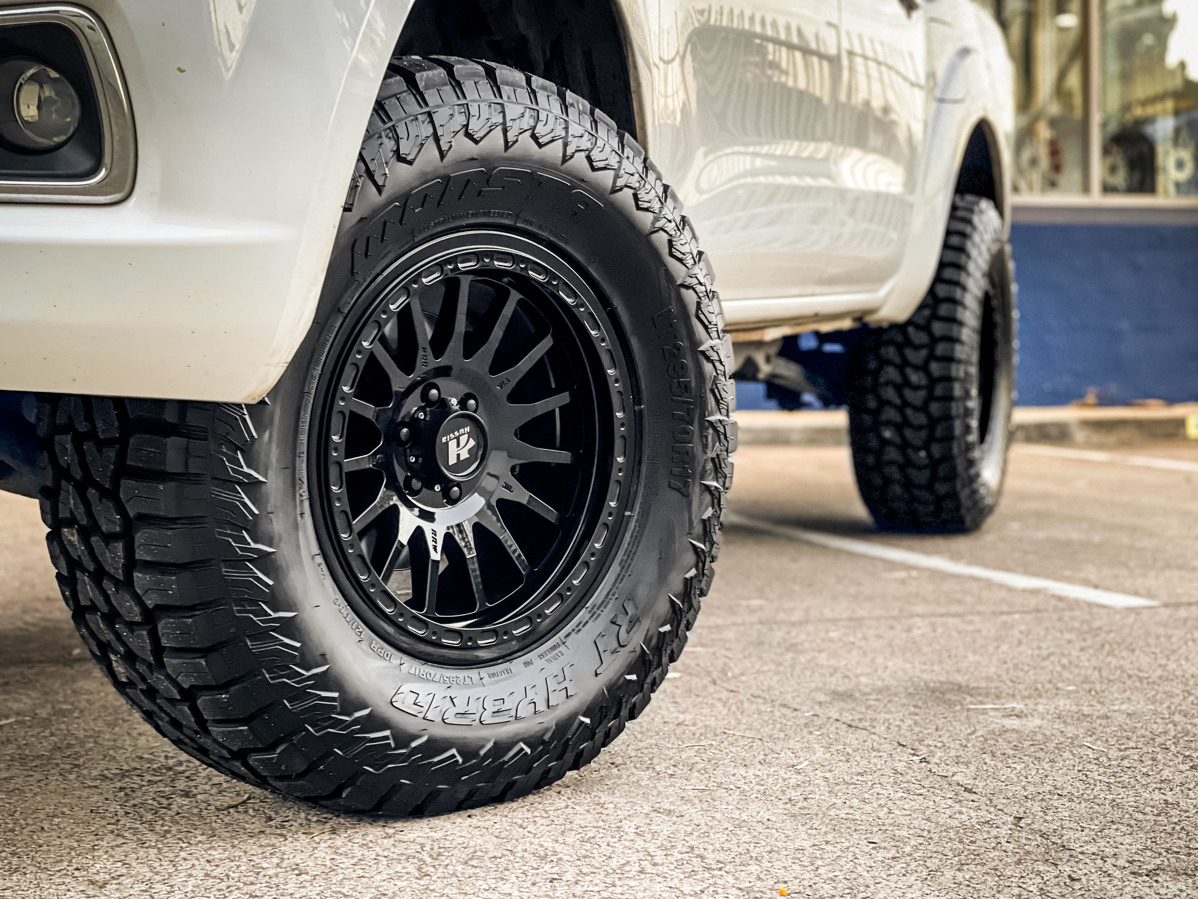 nissan navara hussla rugged race gloss black wheel #15468