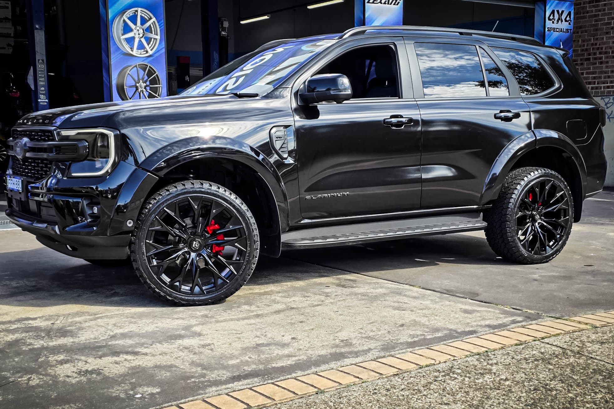 ford everest hussla phantom gloss black wheel #16227