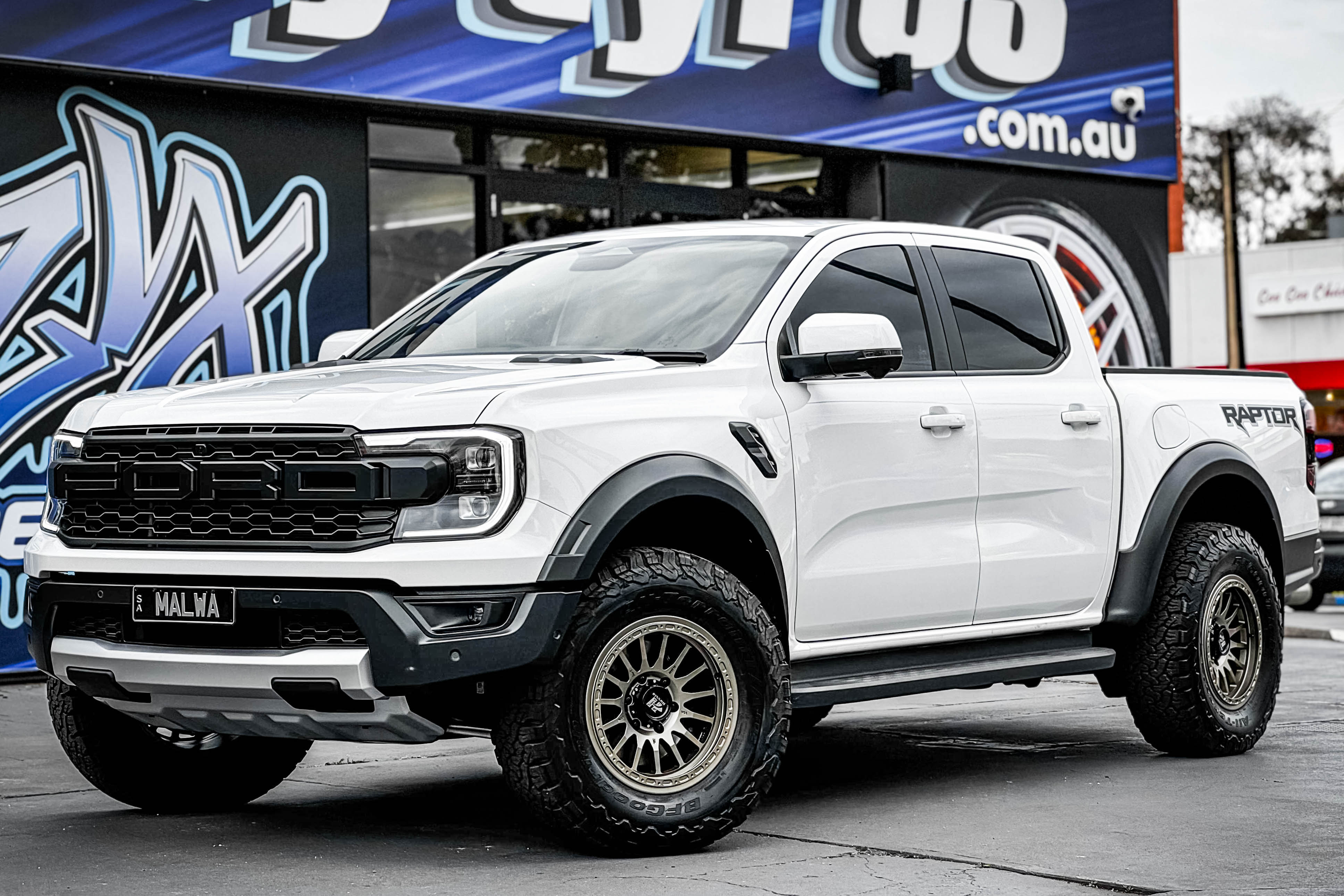 ford ranger hussla rugged race full matte bronze wheel #16372