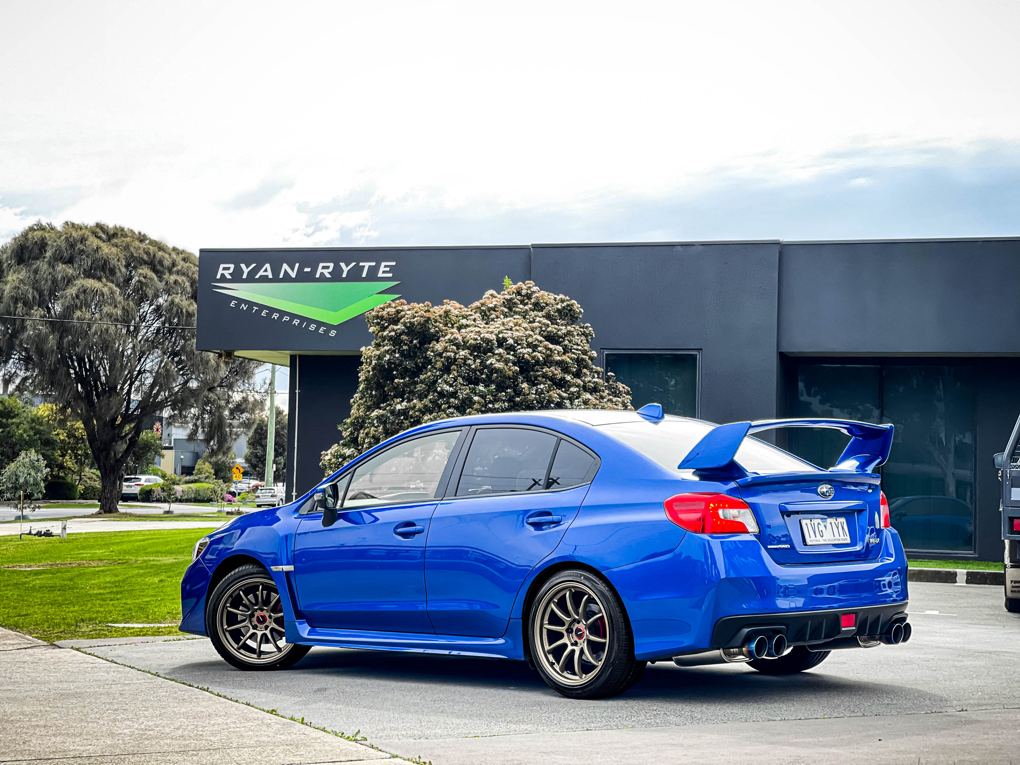 subaru wrx avid av-40 matte bronze wheel #16488