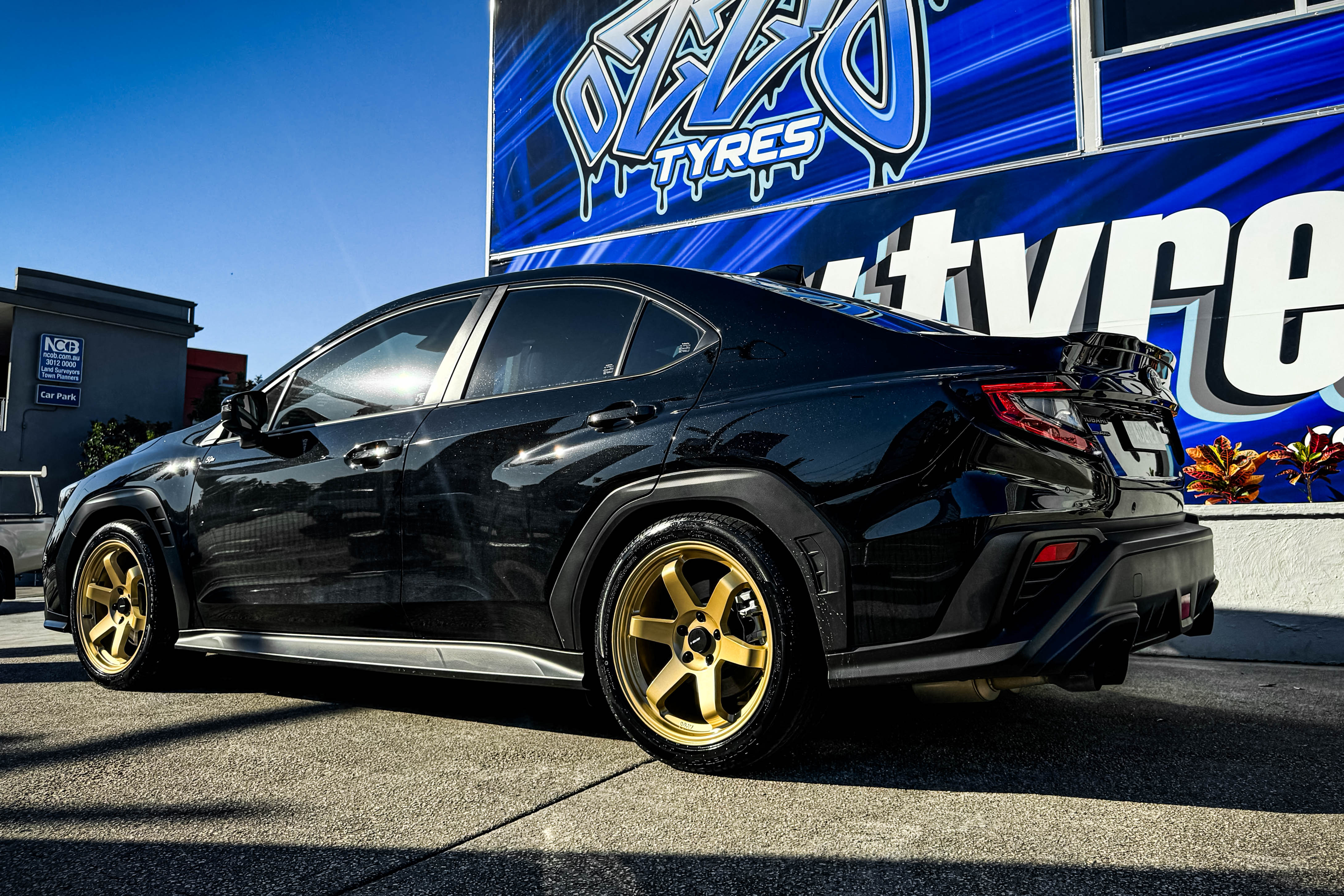 subaru wrx avid av-06 metallic gold wheel #16491