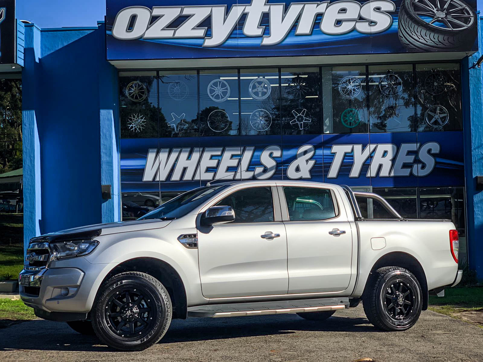 FORD RANGER HUSSLA STEALTH MATTE BLACK #1662