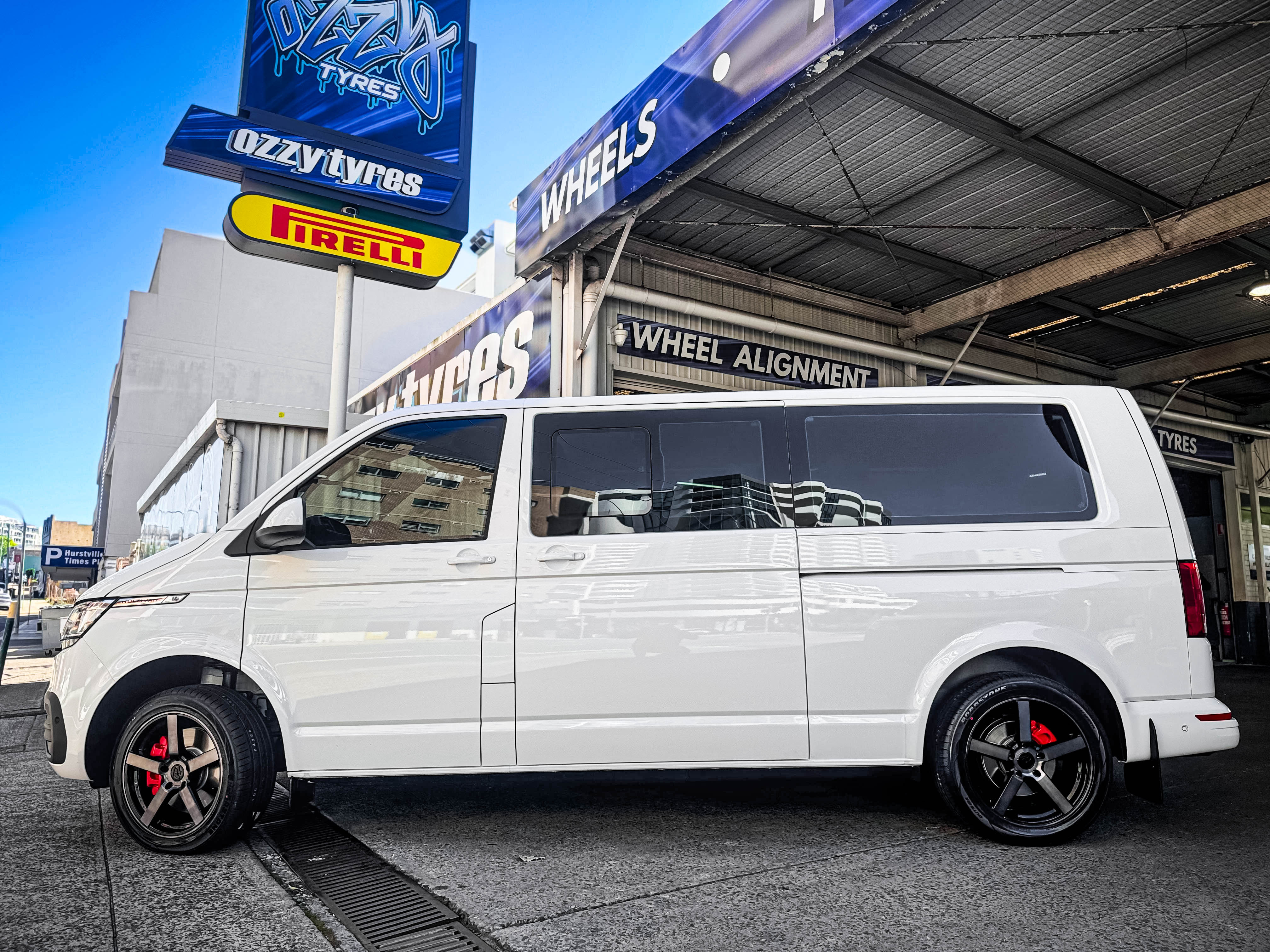 volkswagen multivan hussla billz dark tint wheel #16640