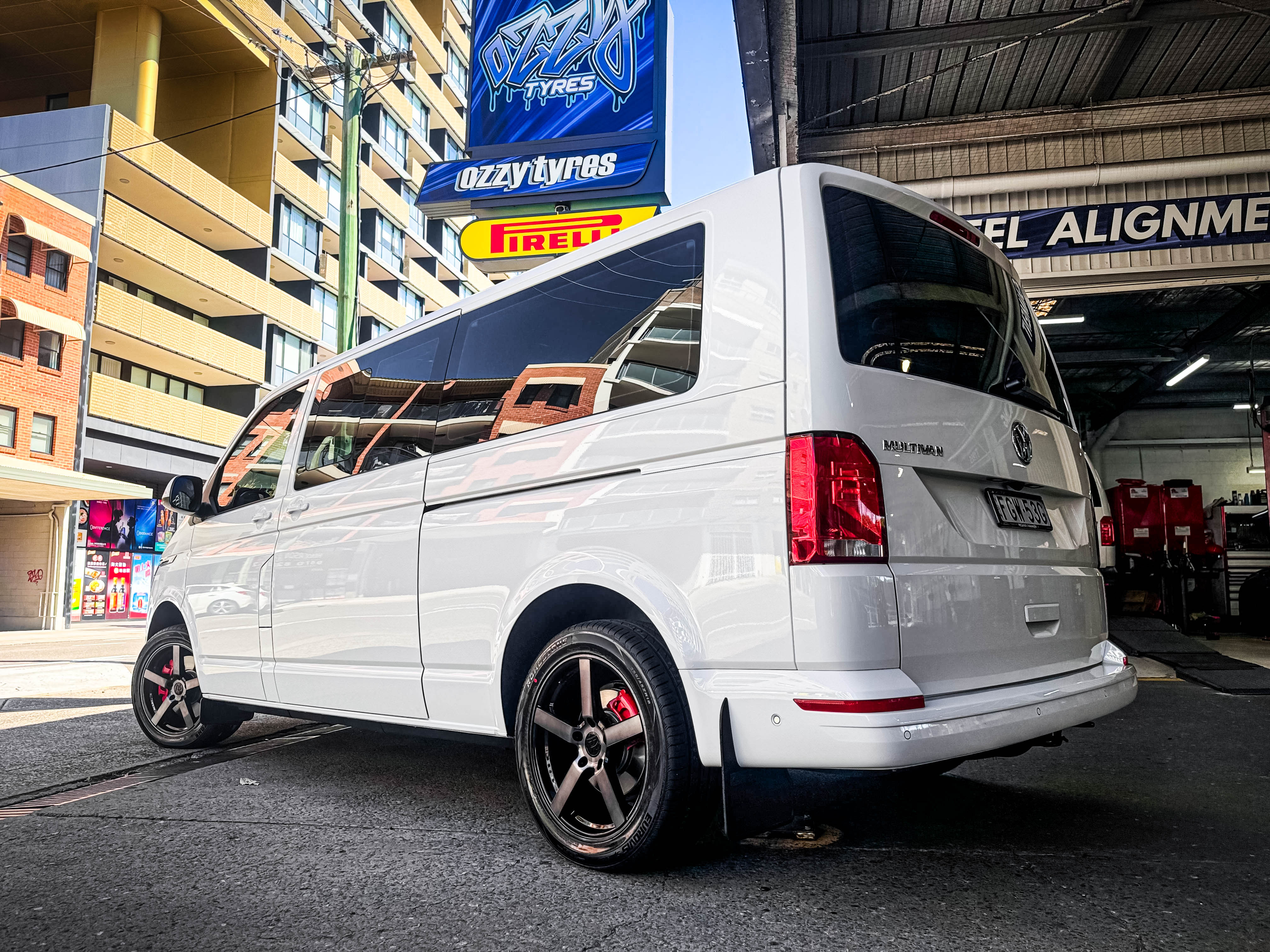 volkswagen multivan hussla billz dark tint wheel #16640