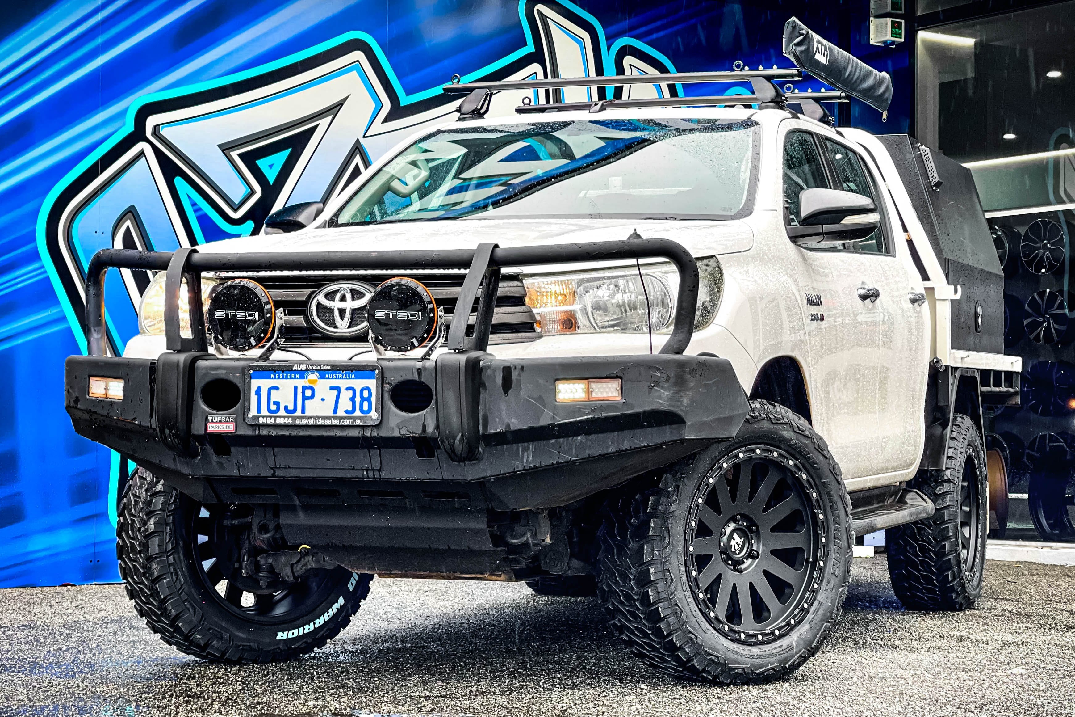 toyota hilux hussla hardrock matte black chrome bolts wheel #16700