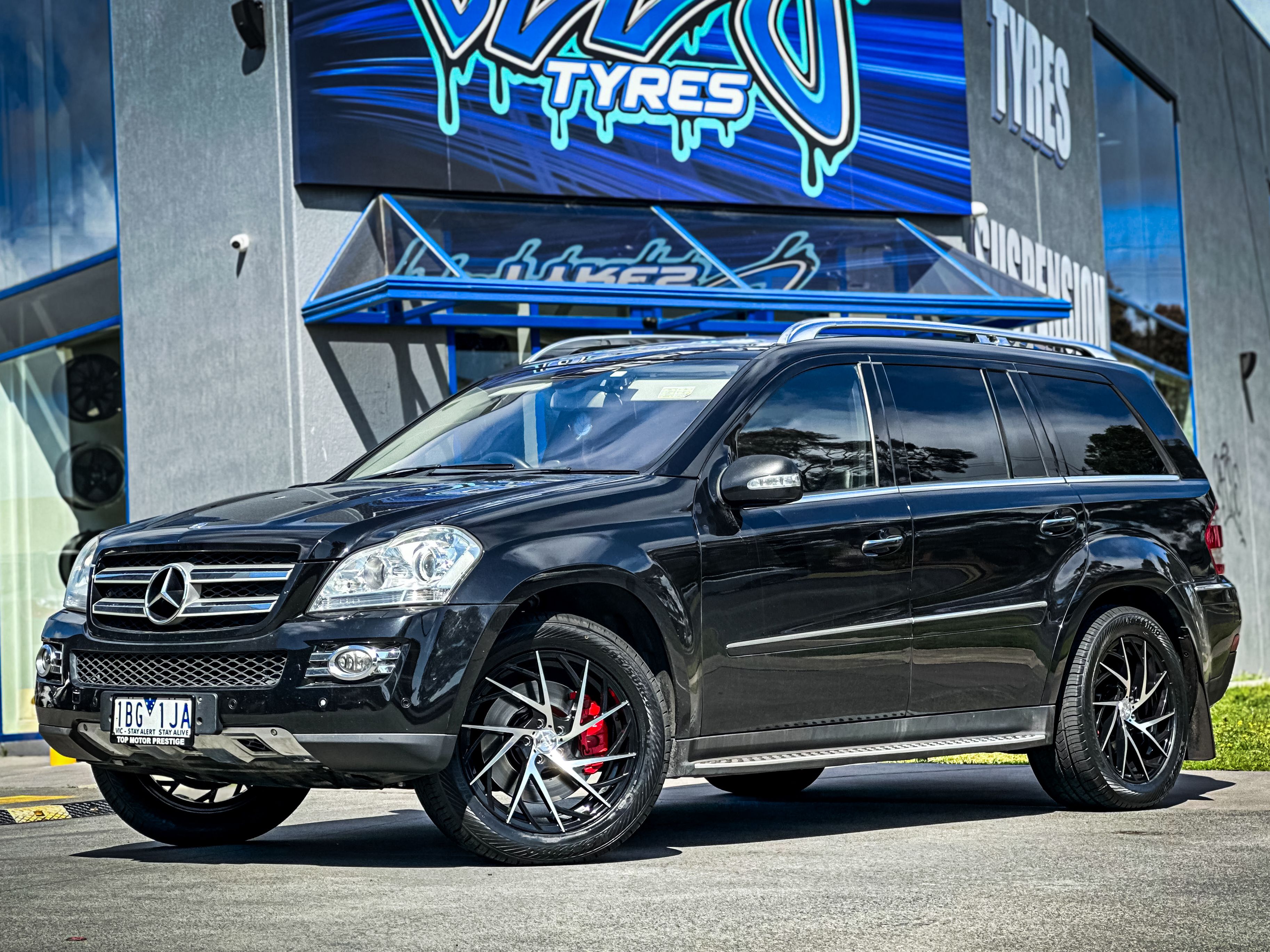 mercedes-benz gl-class lexani mugello gloss black machined face wheel ...