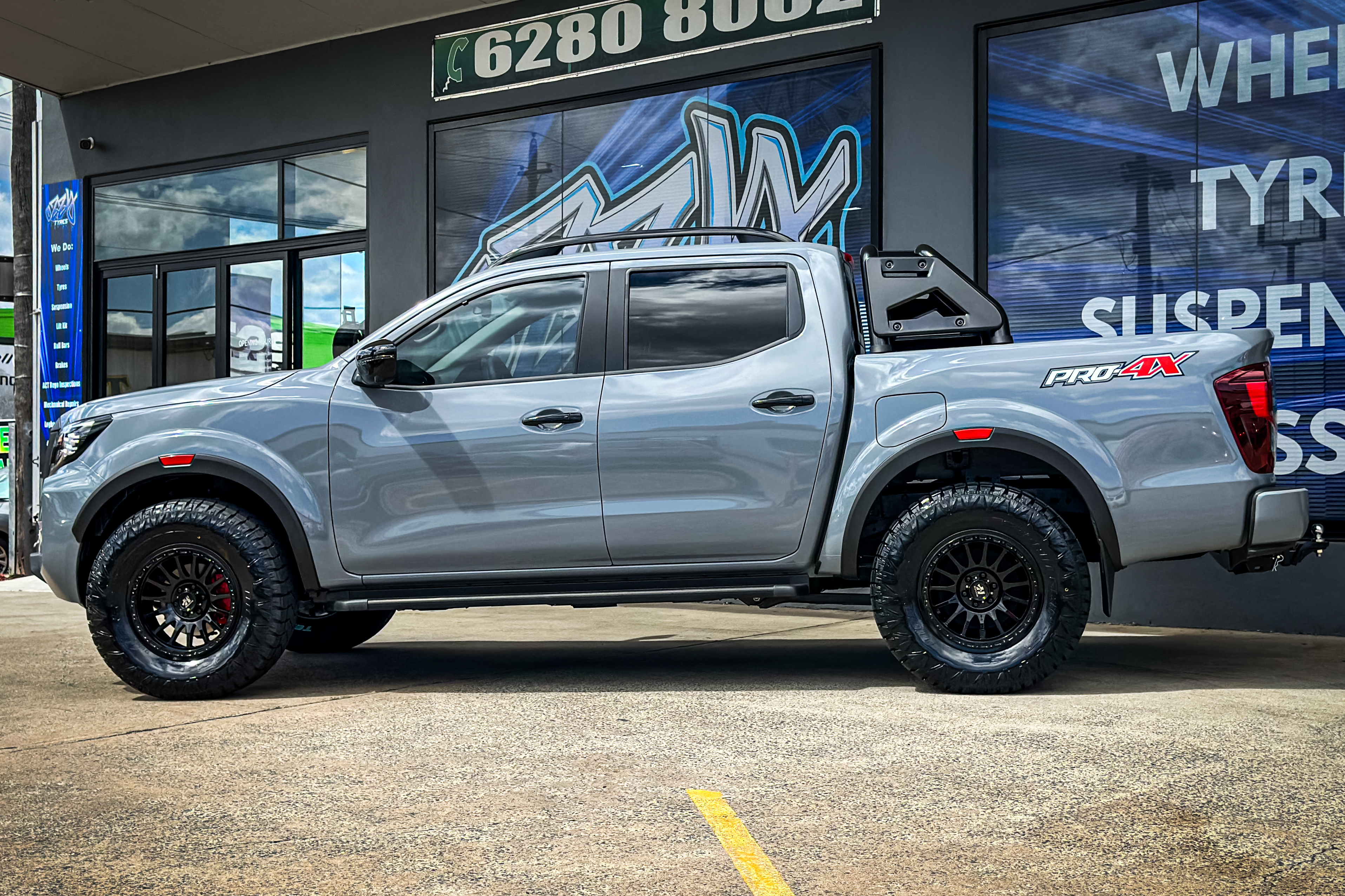nissan navara hussla rugged race gloss black wheel #17437