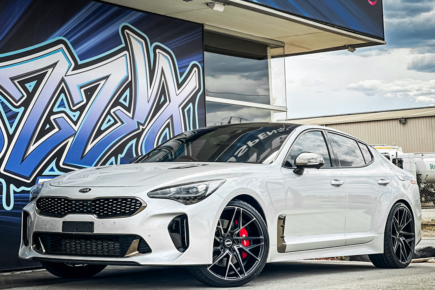 kia stinger hussla jacques gloss black dark tint wheel #17540
