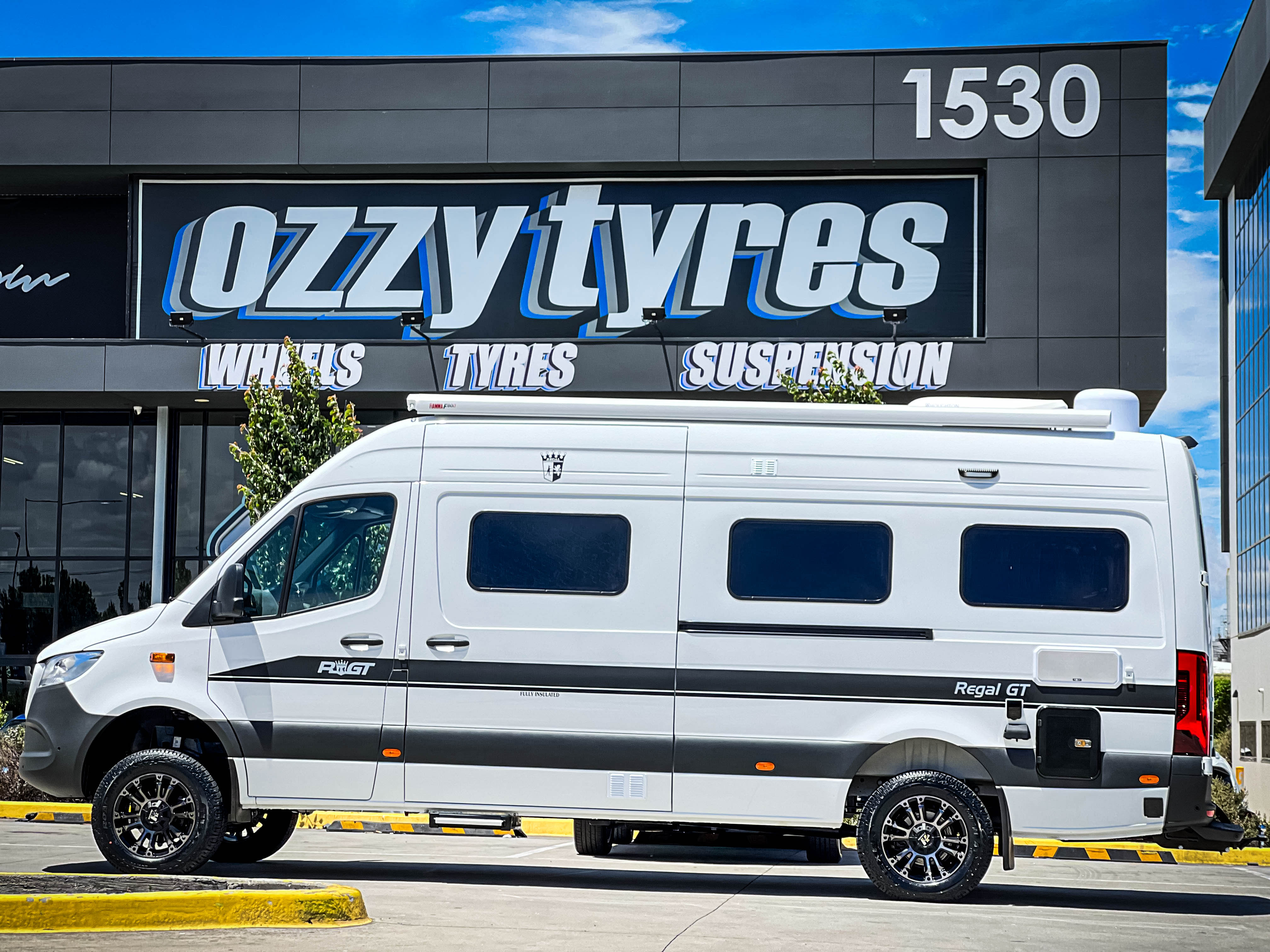mercedes-benz sprinter hussla ambush gloss black dark tint face wheel ...