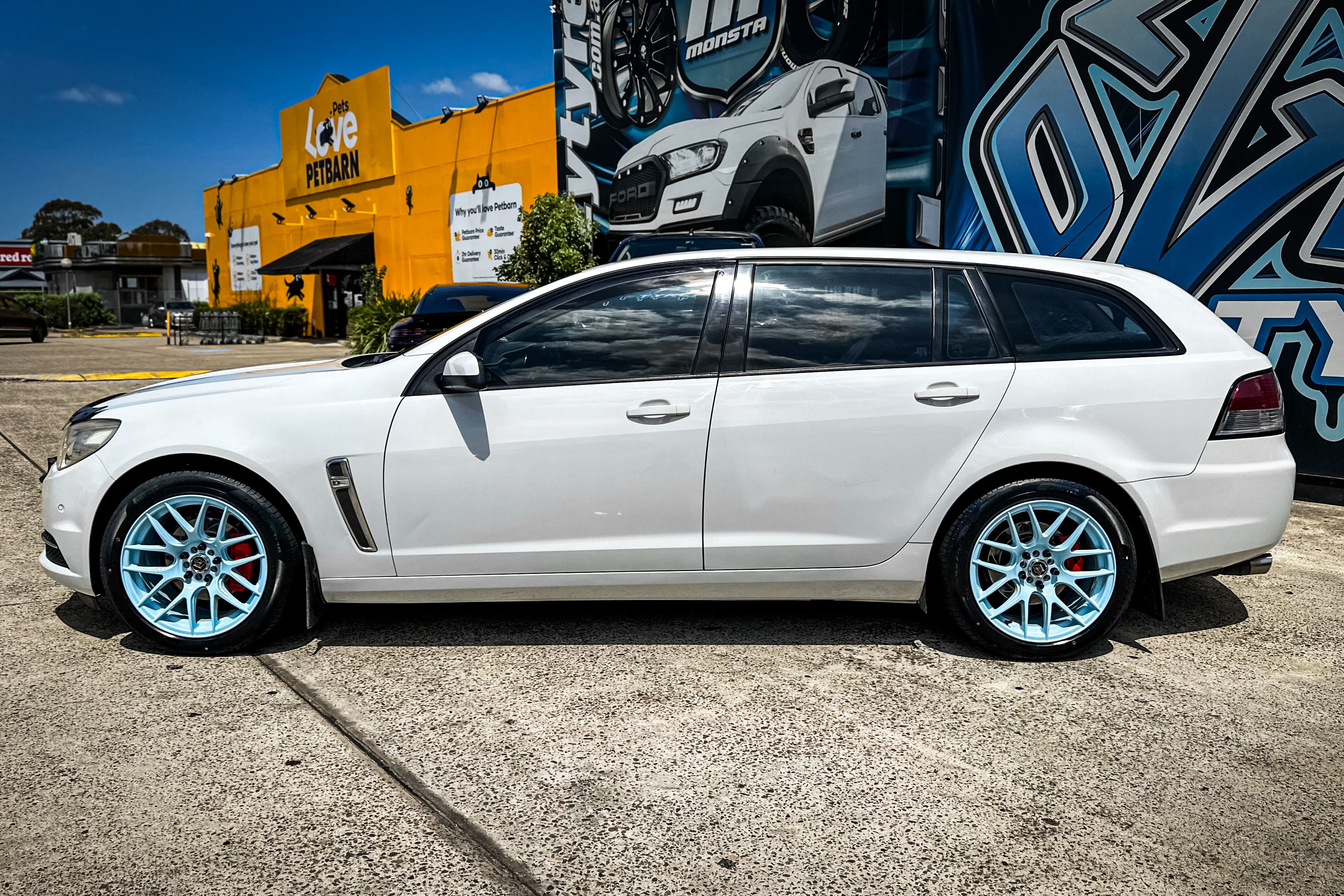holden commodore hussla 030 pastel baby blue wheel #17931