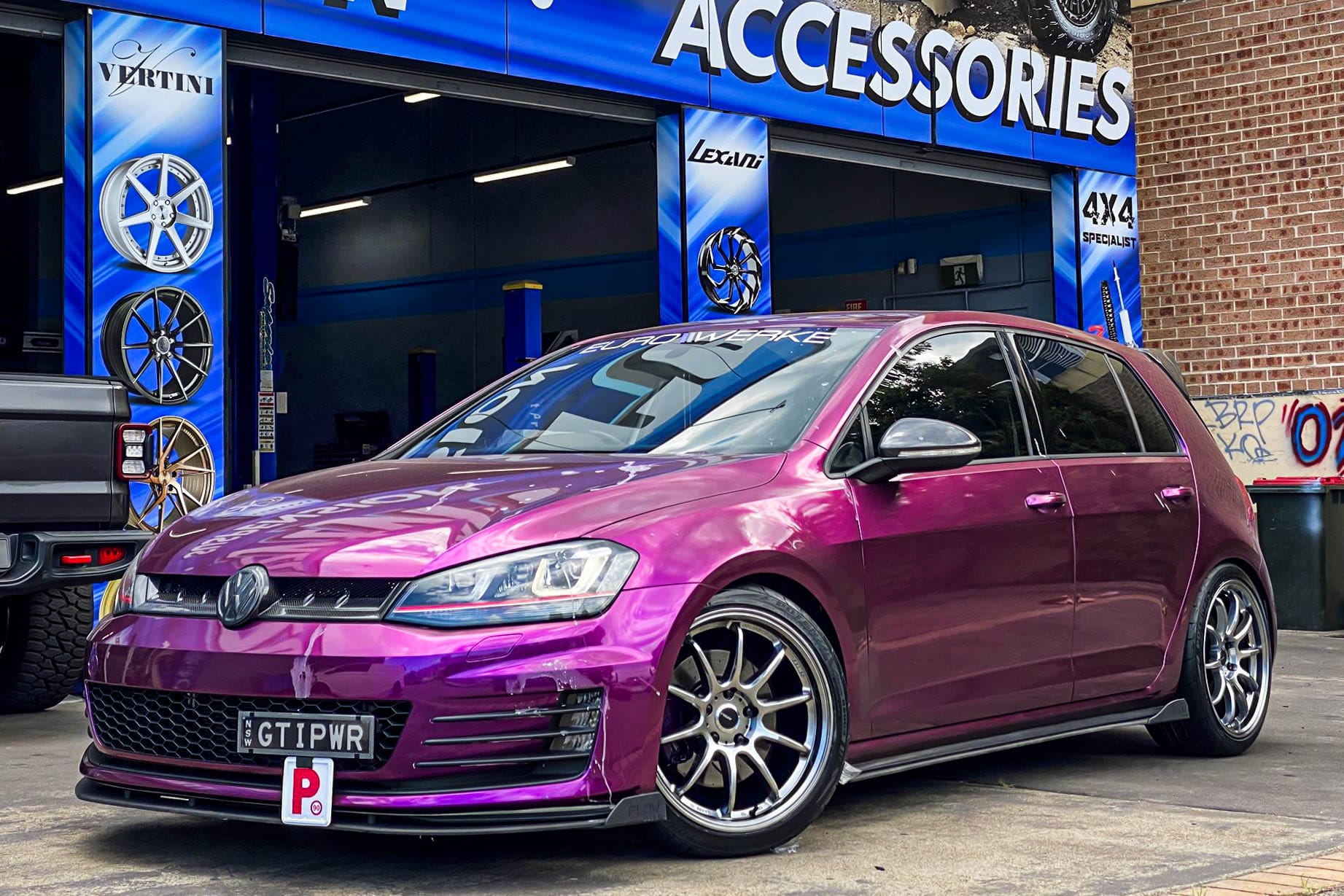 volkswagen golf avid av-40 hyper black wheel #18015