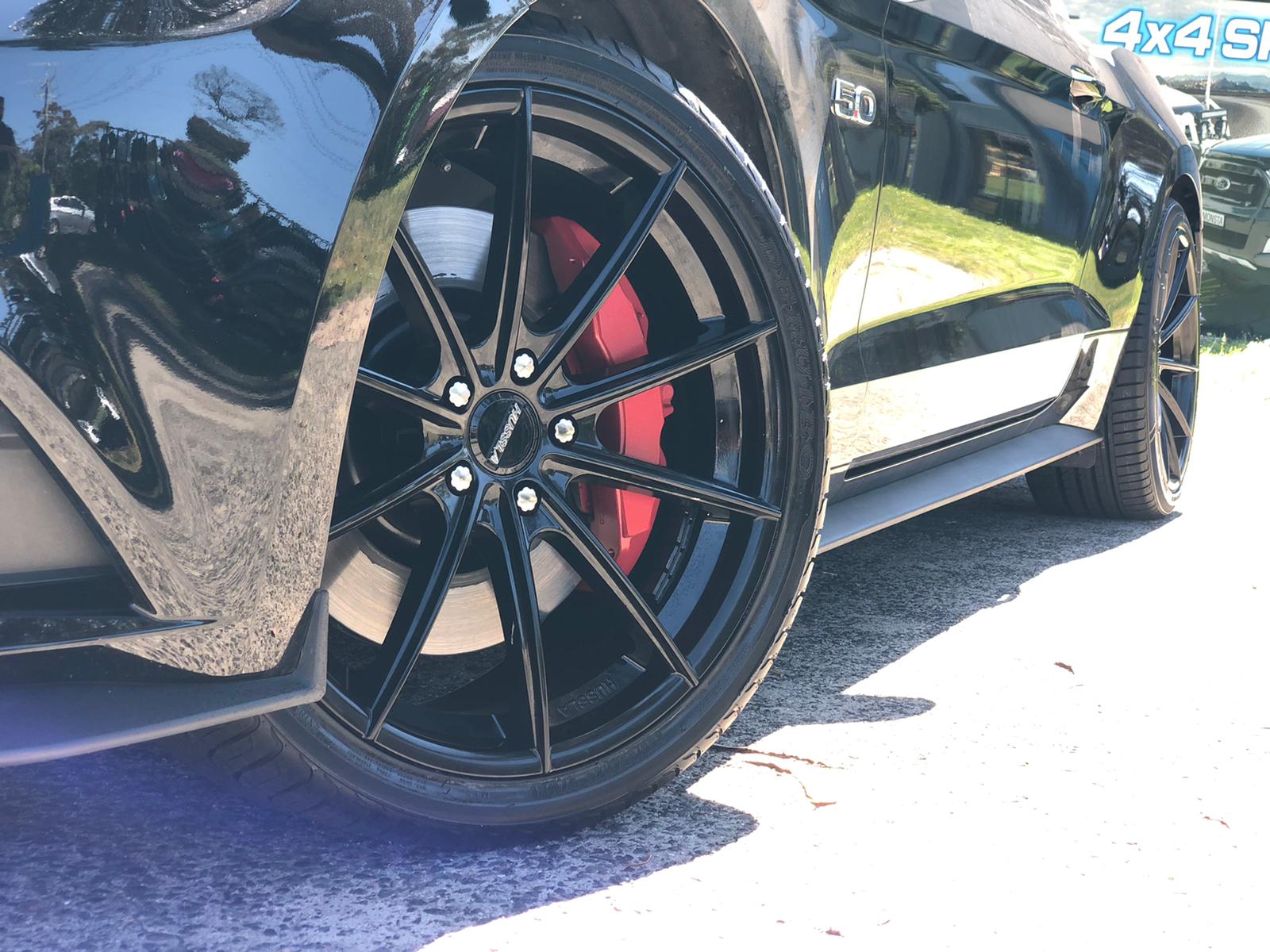 Ford mustang hussla moz gloss black #1830