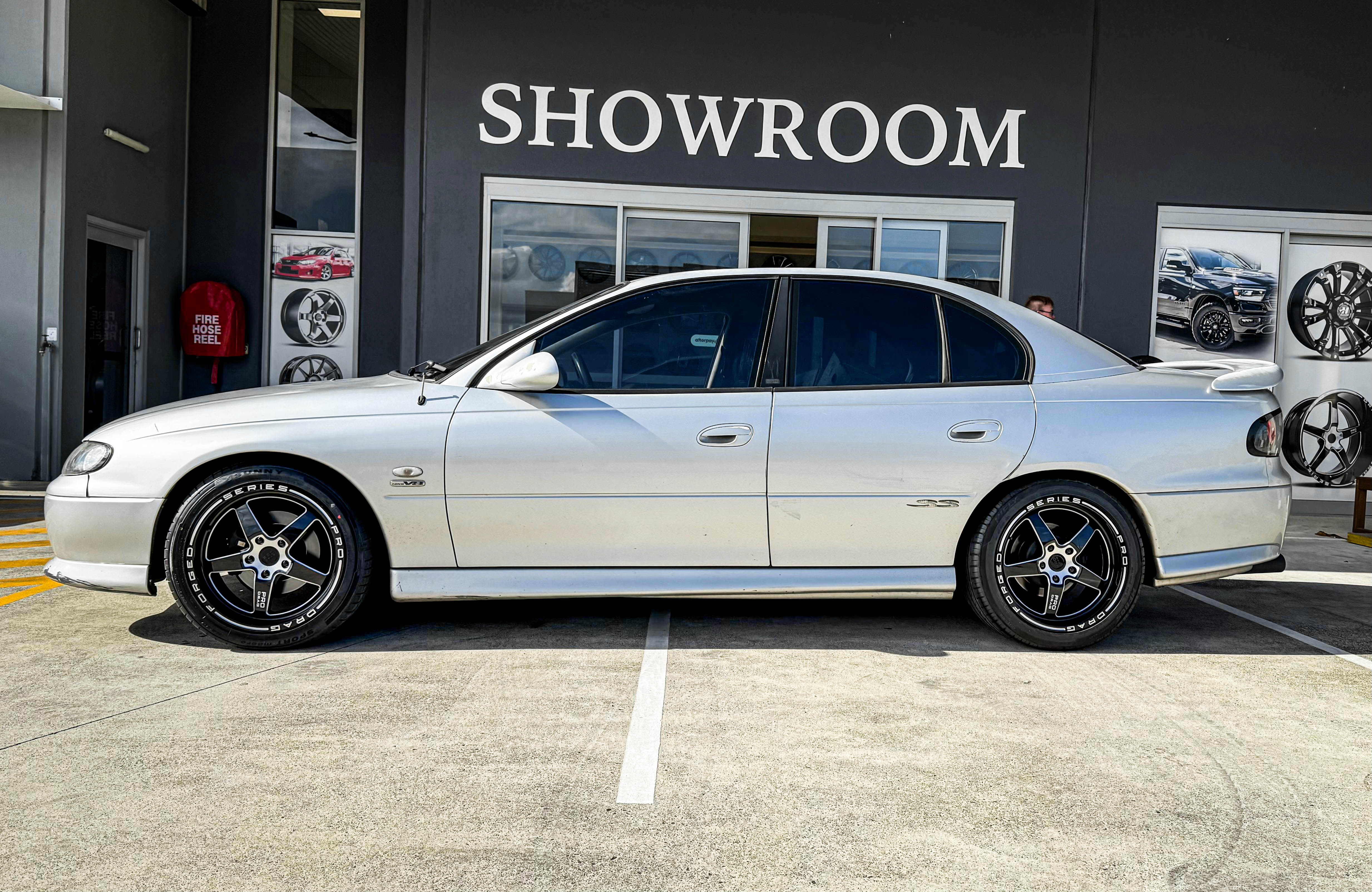 holden commodore pro drag pd1 black lip wheel #18307