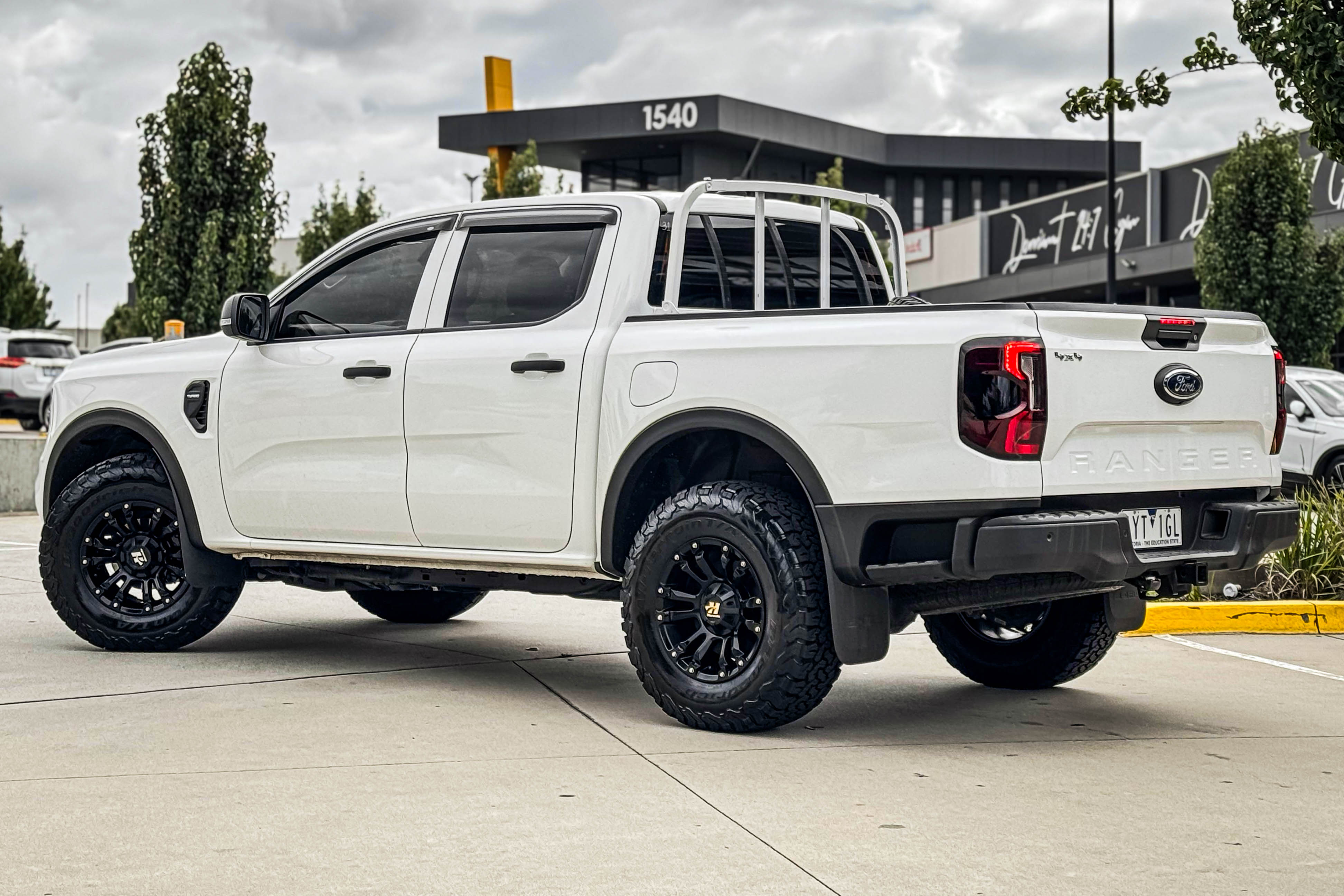 ford ranger hussla ambush matte black wheel #18406