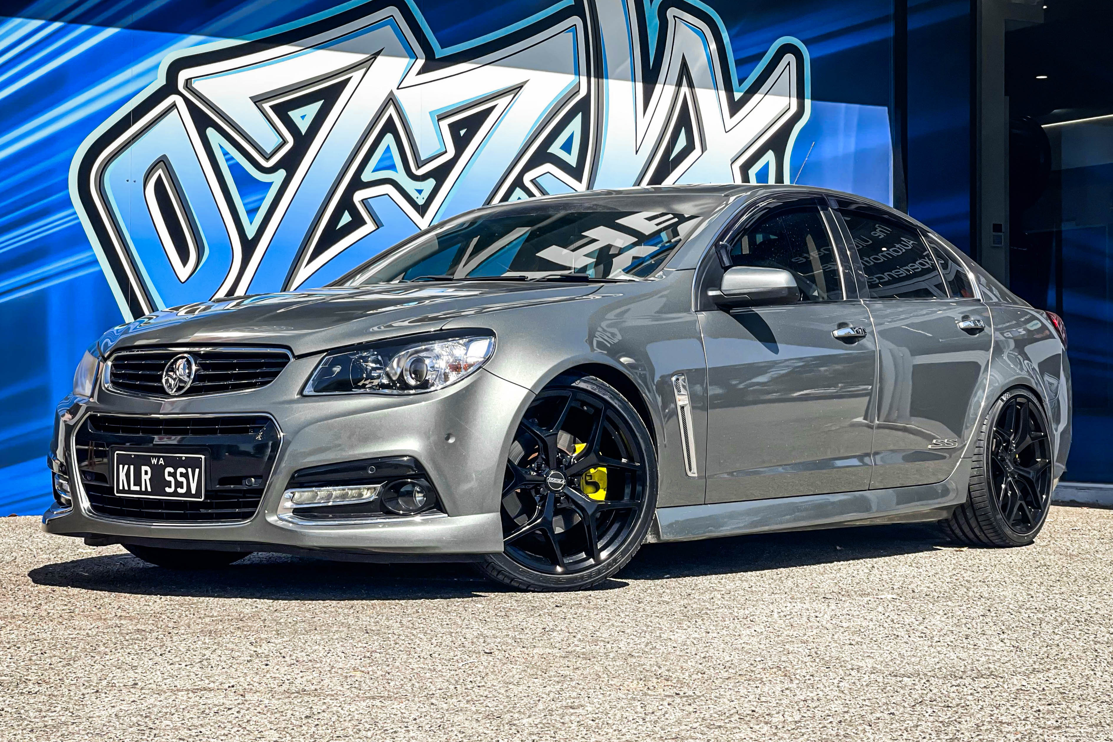 holden commodore hussla flex gloss black wheel #18427