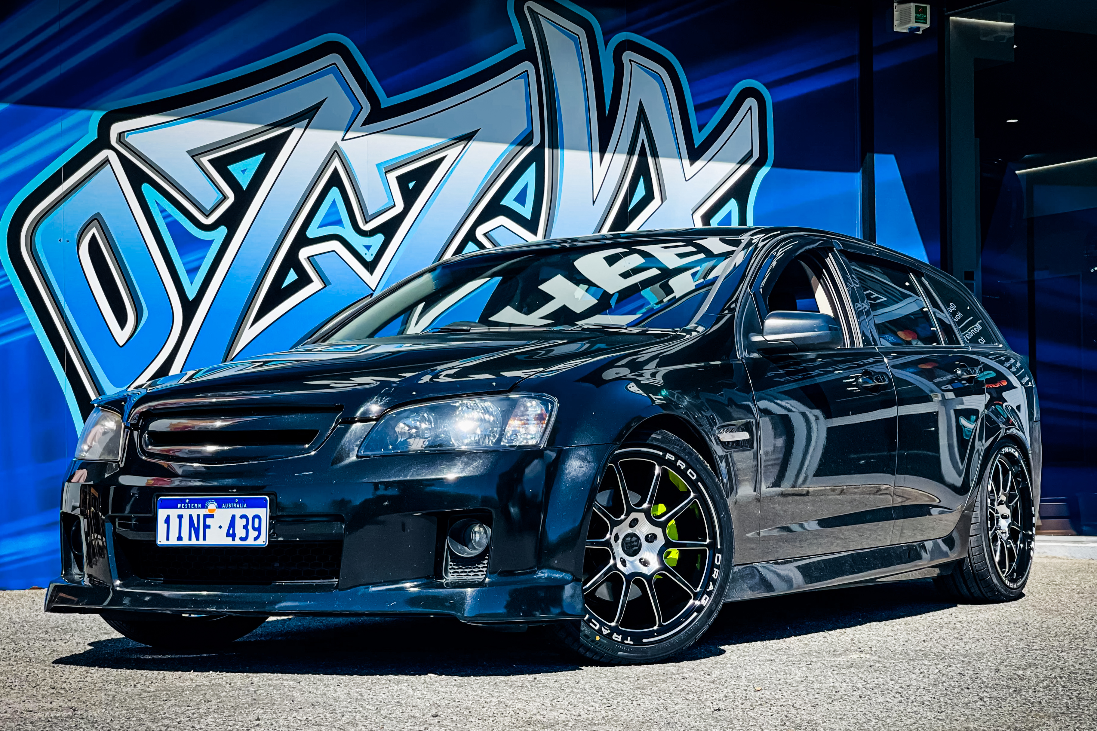 holden commodore pro drag track series gloss black milled spokes milled ...