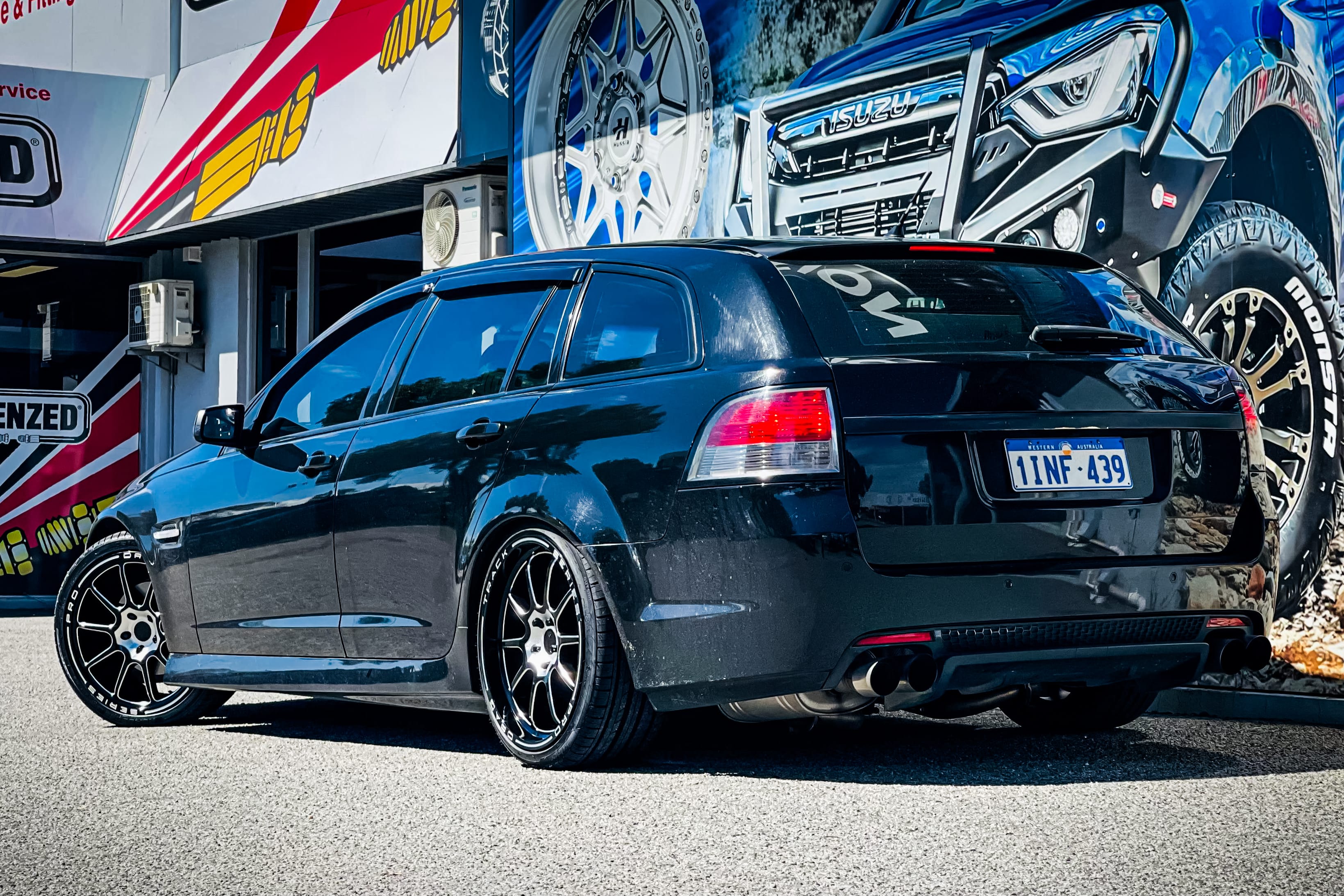 holden commodore pro drag track series gloss black milled spokes milled ...