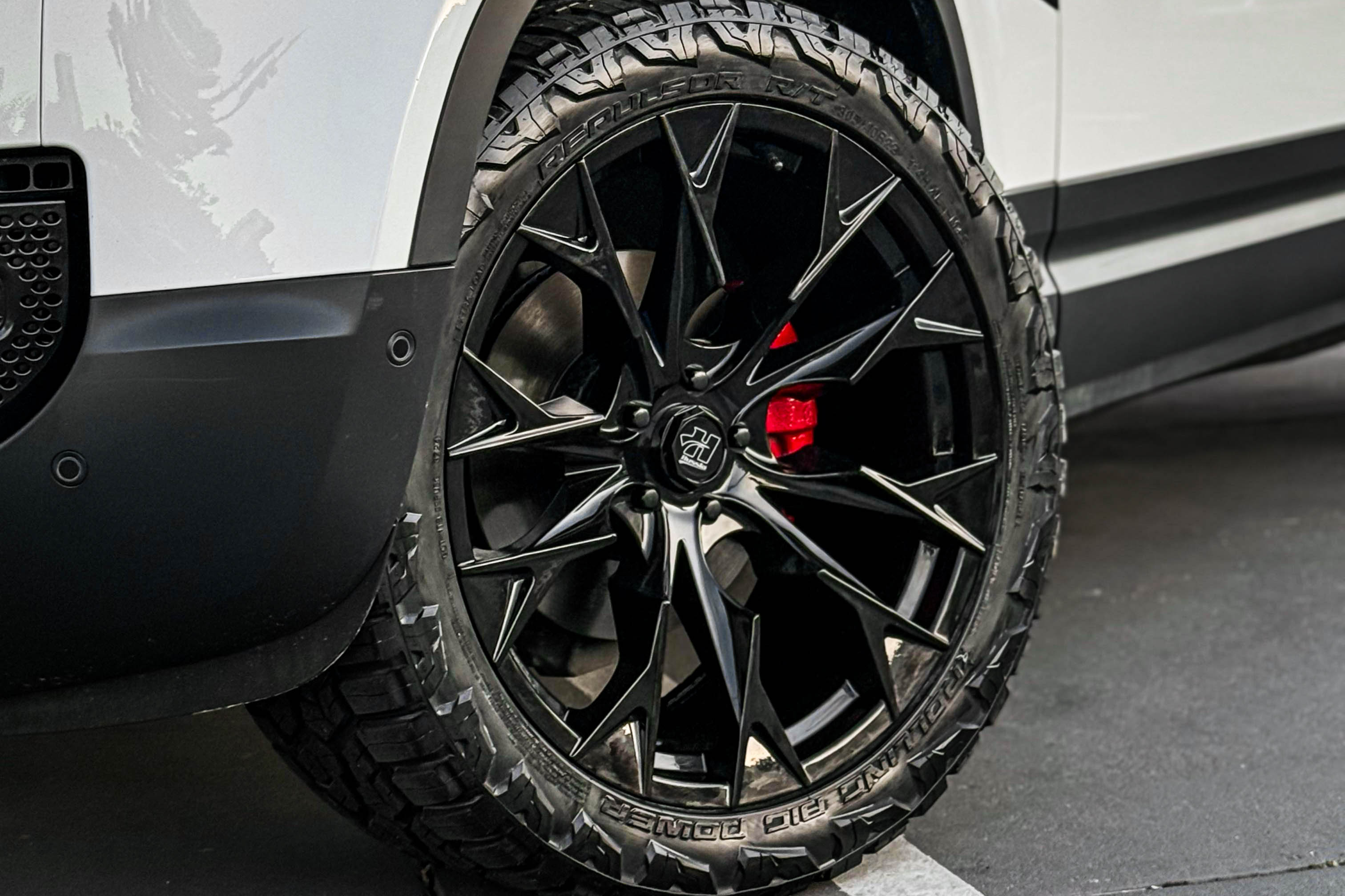 land rover defender hussla phantom gloss black wheel #19245