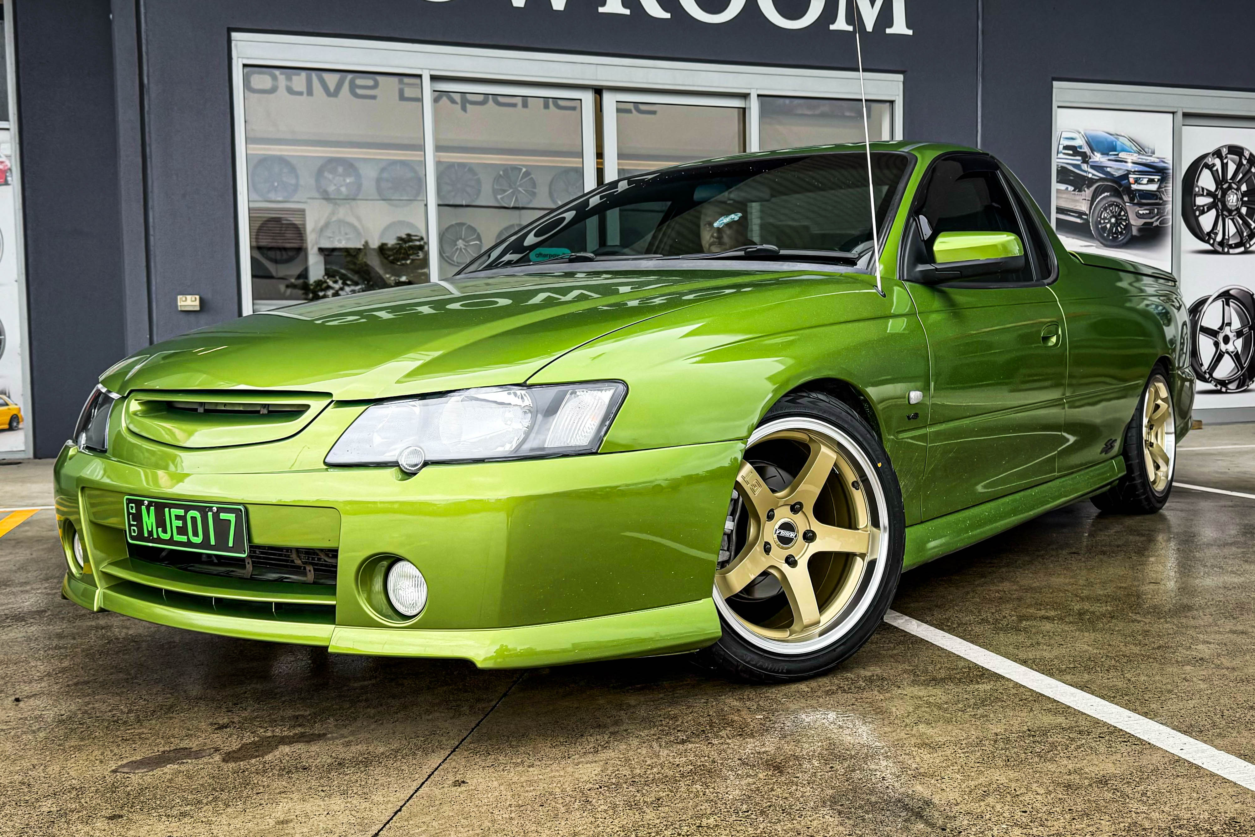 holden commodore ute hussla gt gold polished lip wheel #19288