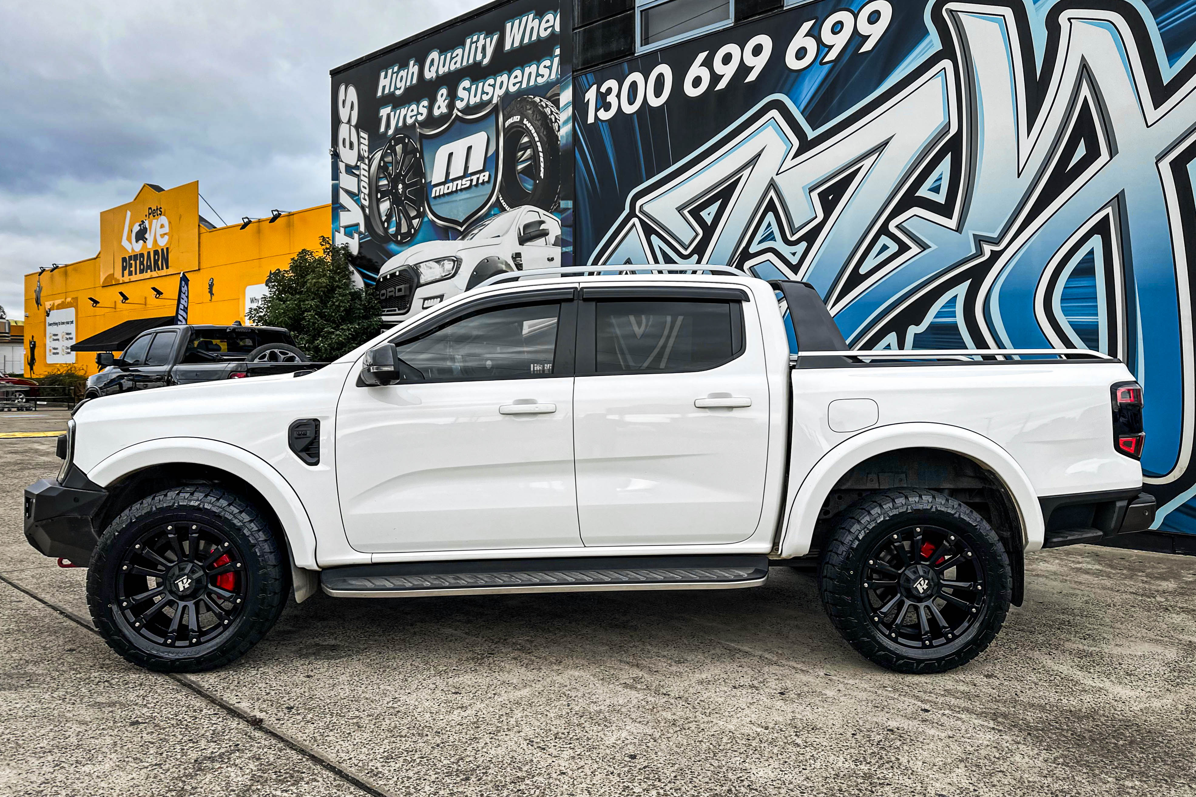 ford ranger hussla ambush matte black wheel #19643