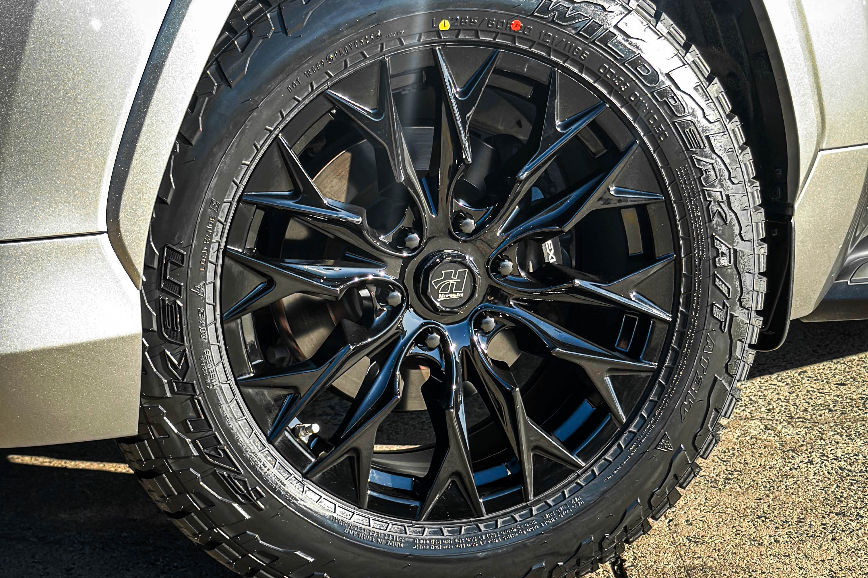 lexus lx hussla phantom gloss black wheel #19787