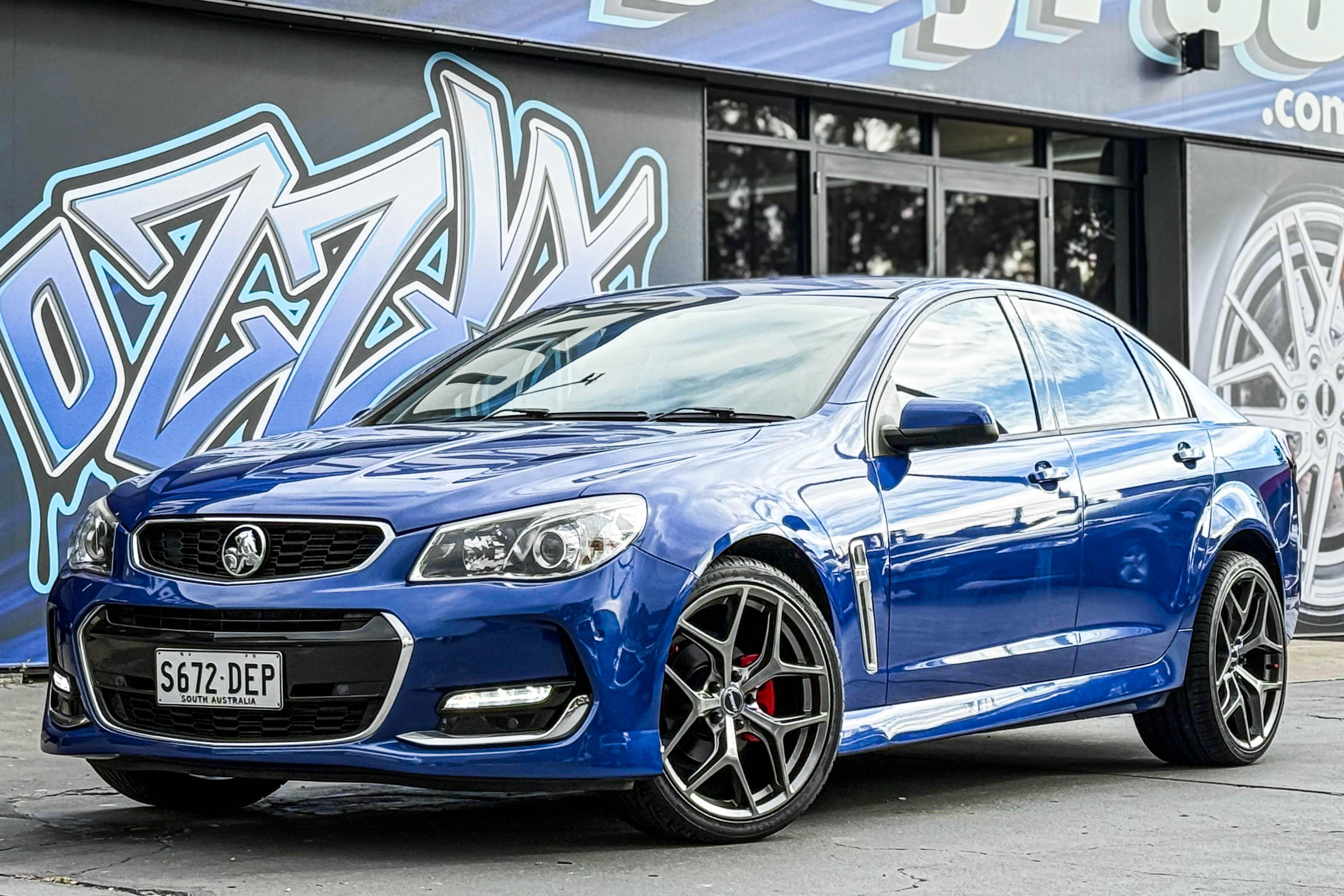 holden commodore hussla flex hyper black wheel #19903