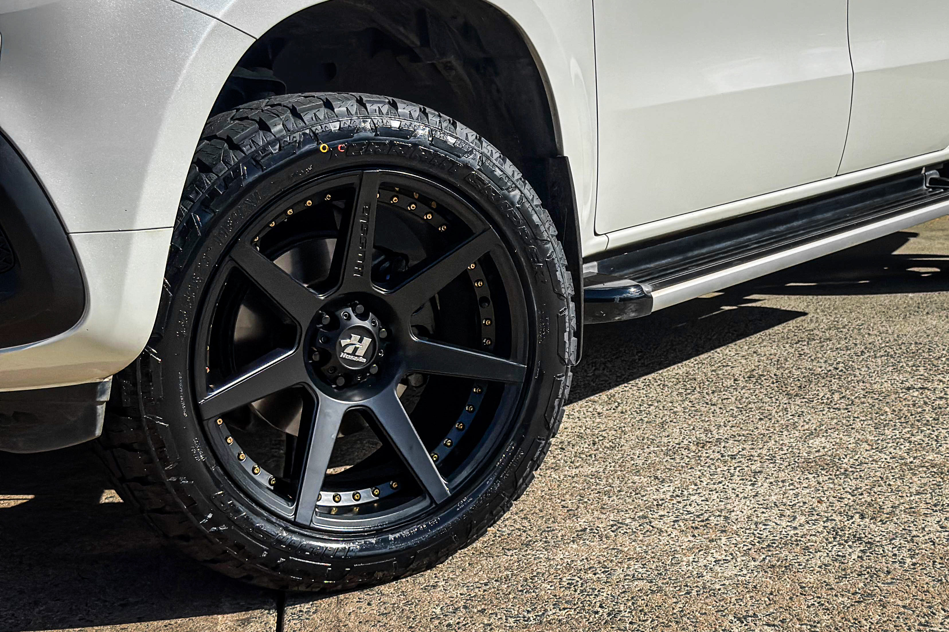 mercedes-benz x-class hussla dynasty matte black gold rivets wheel #20101