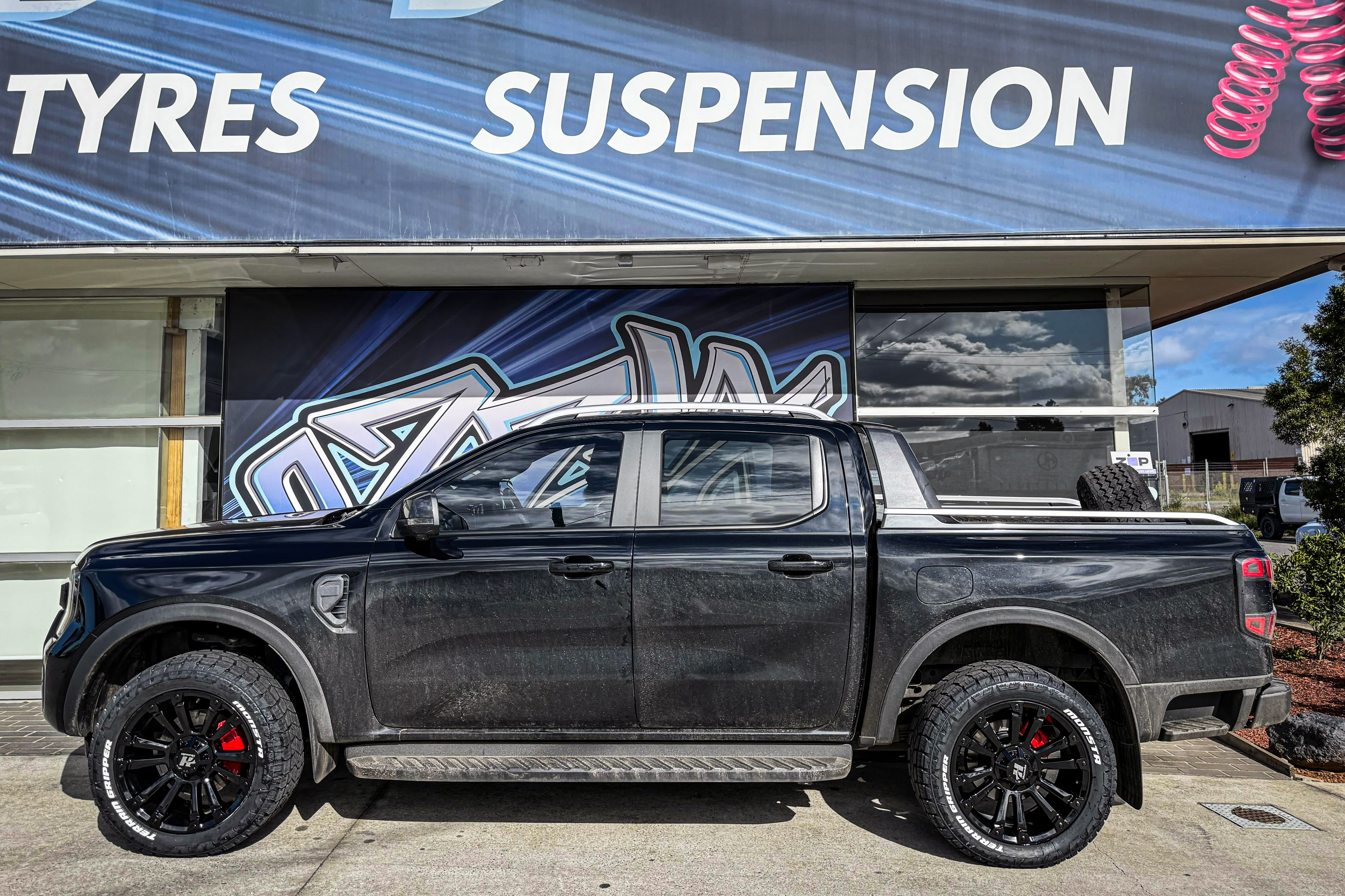 ford ranger hussla ambush full gloss black wheel #20135