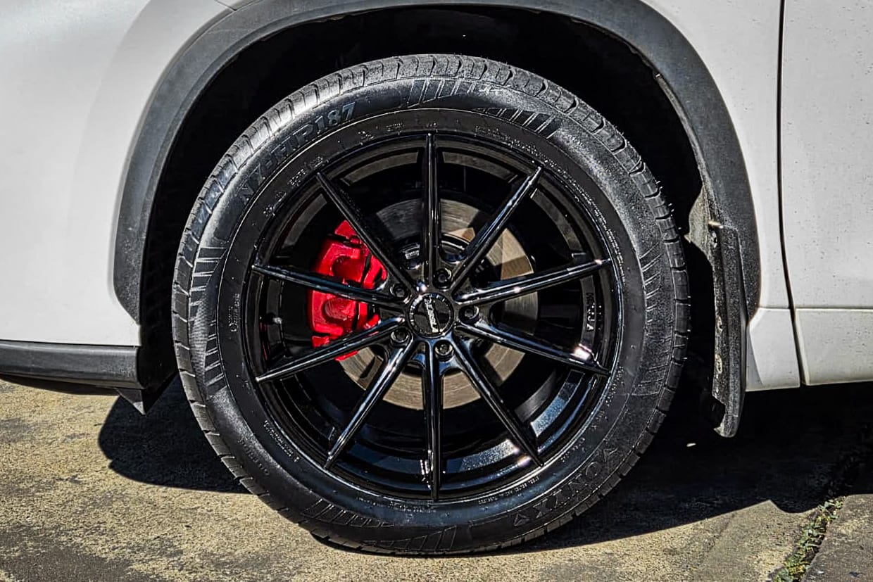 toyota kluger hussla moz gloss black wheel #20257