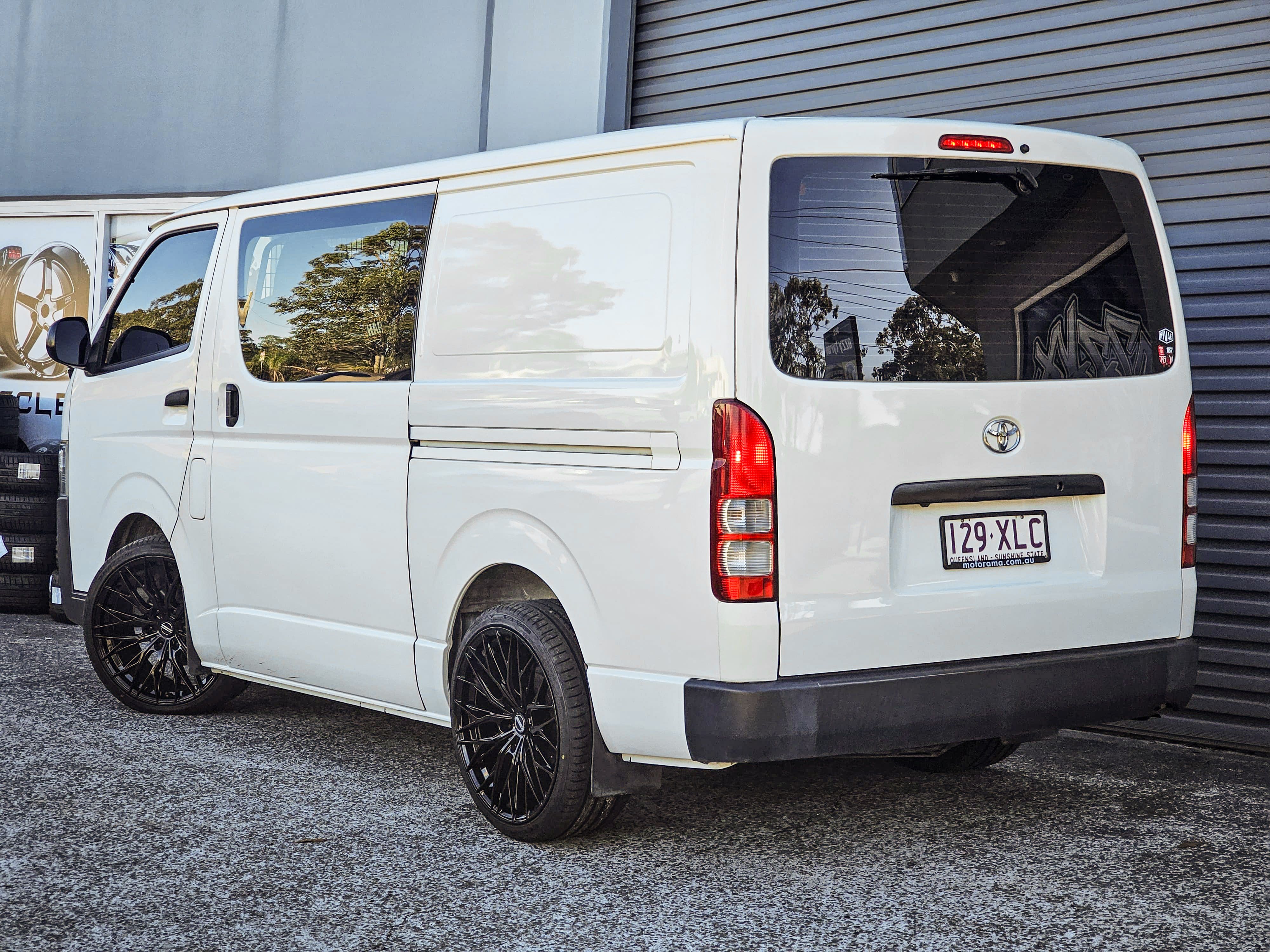 toyota hiace hussla wolverine full gloss black wheel #20412