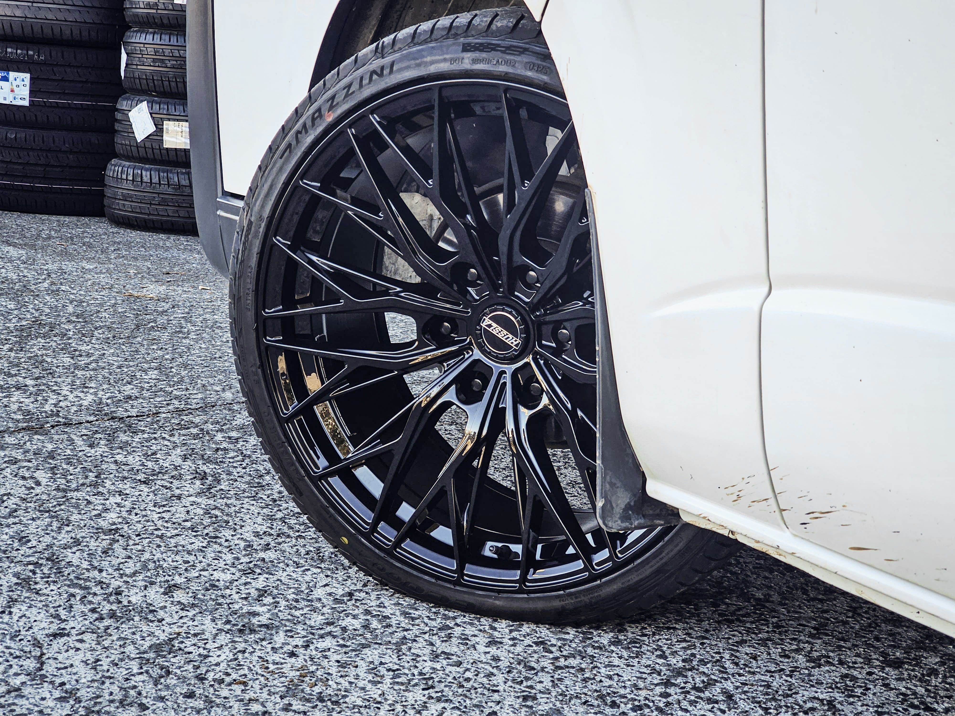 toyota hiace hussla wolverine full gloss black wheel #20412