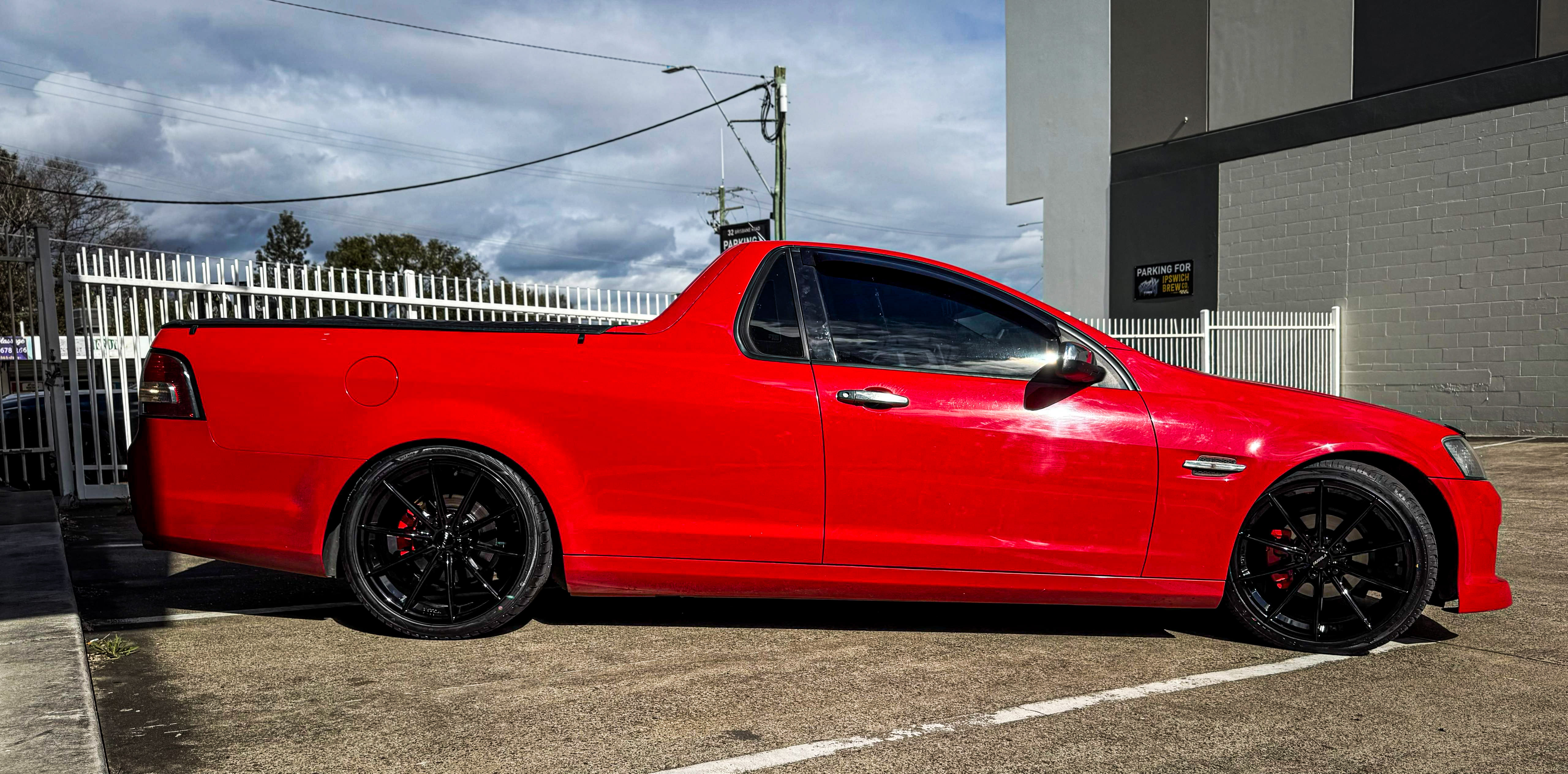 holden commodore hussla moz gloss black wheel #20490